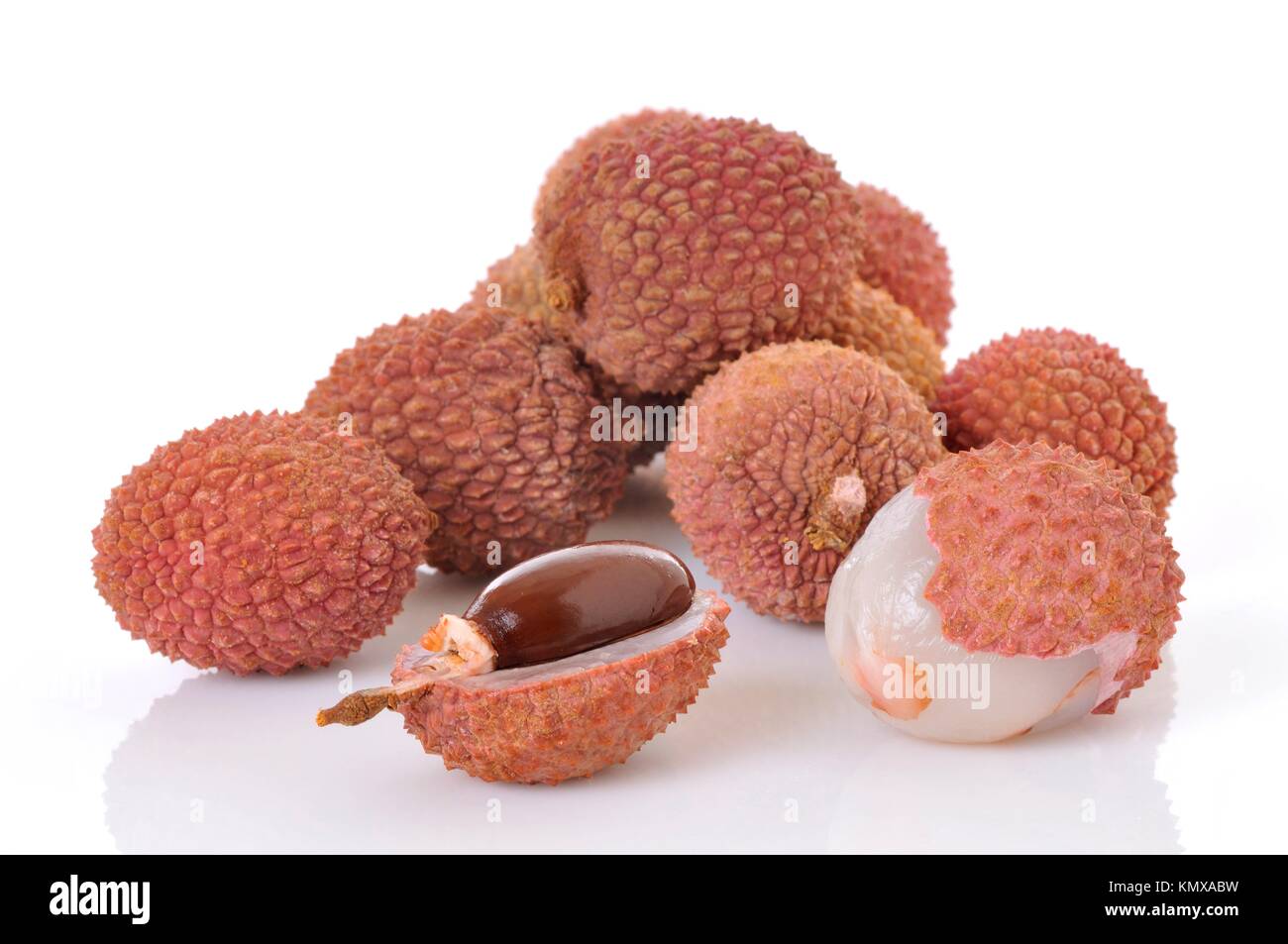 Lychees with shell hi-res stock photography and images - Alamy