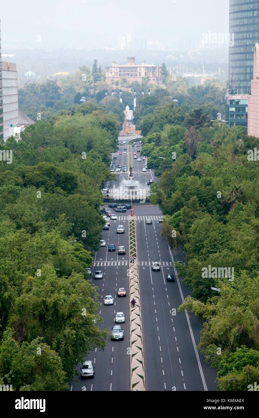 Reforma avenue hi-res stock photography and images - Alamy