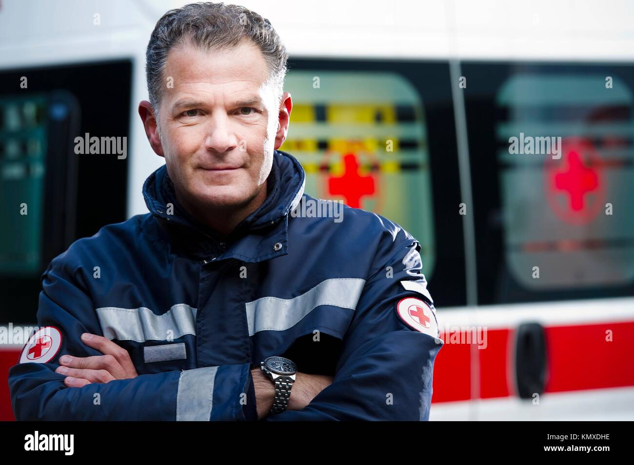 Paramedic hi-res stock photography and images - Alamy
