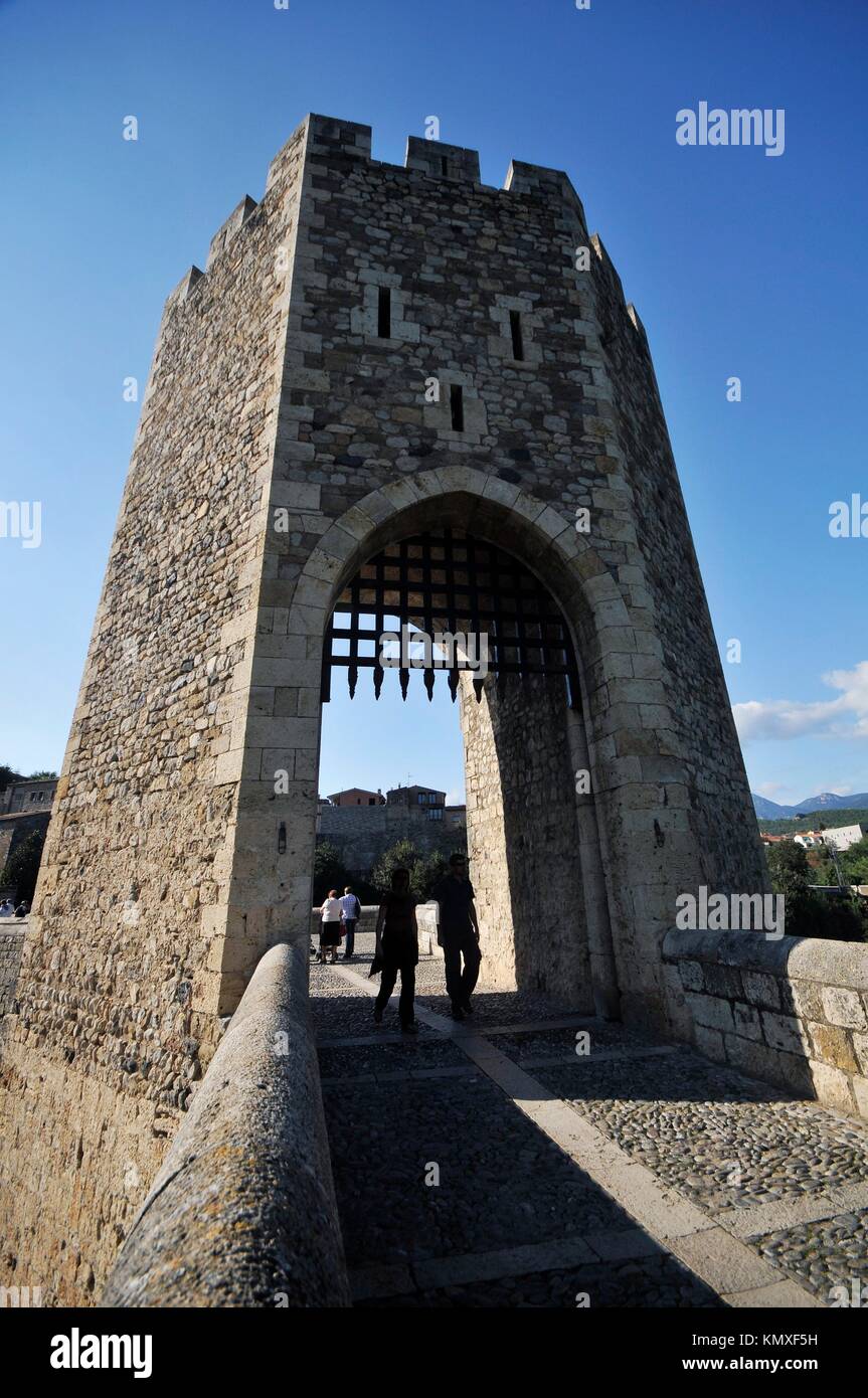 Europe gate bridge hi-res stock photography and images - Alamy