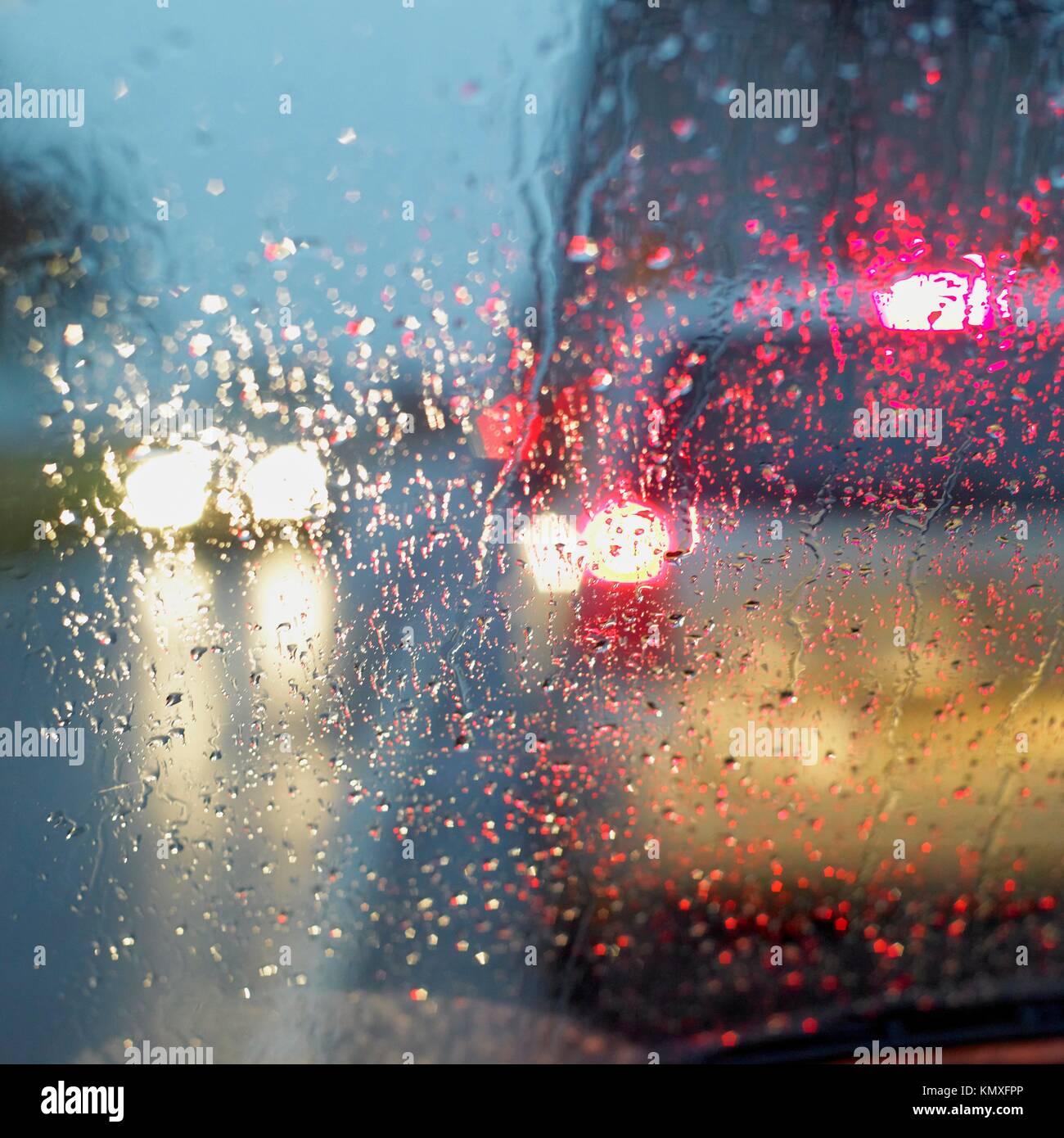 car in the rain Stock Photo - Alamy