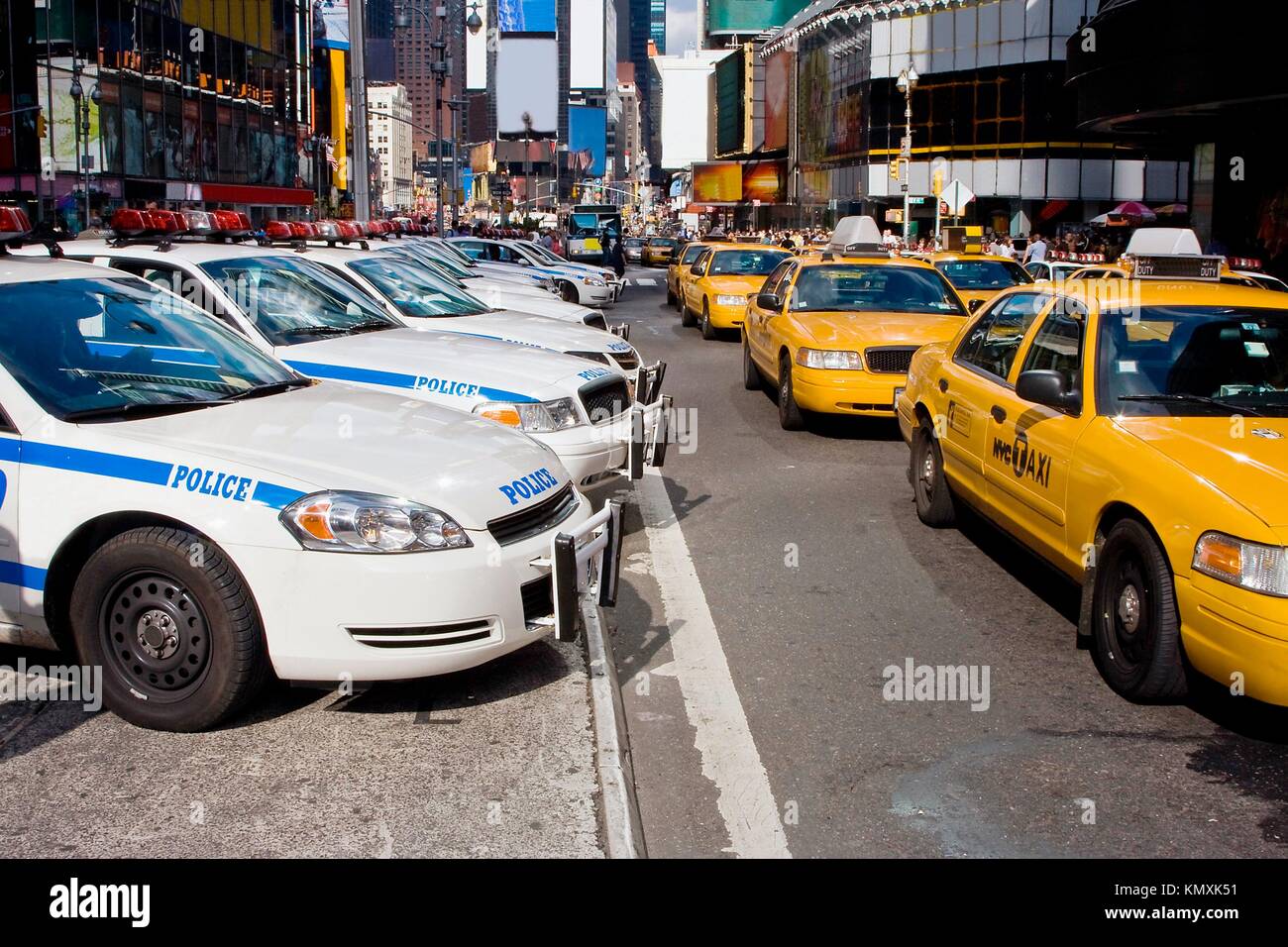 New york city police cars hi-res stock photography and images - Alamy
