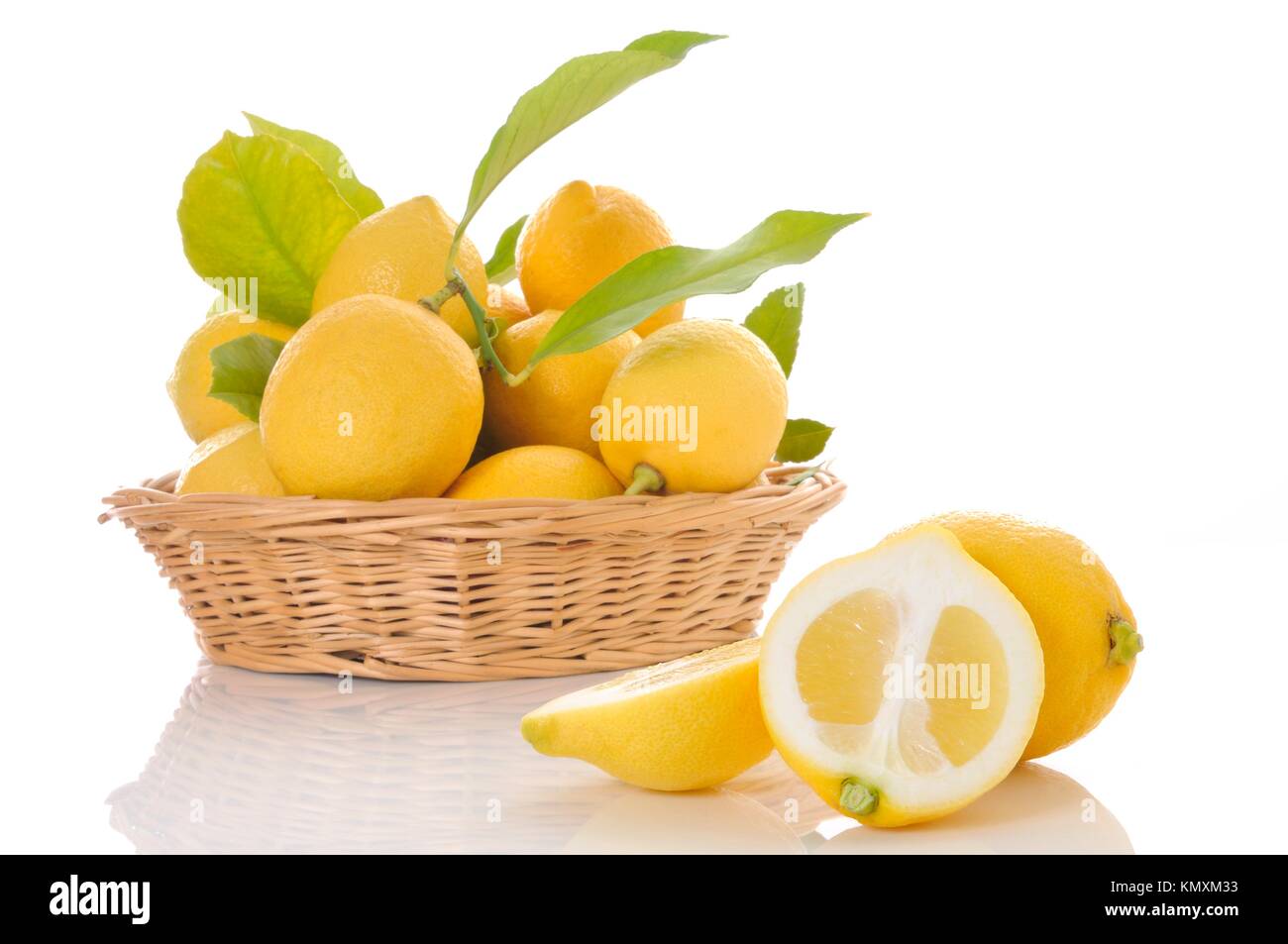 Basket of lemons Stock Photo - Alamy