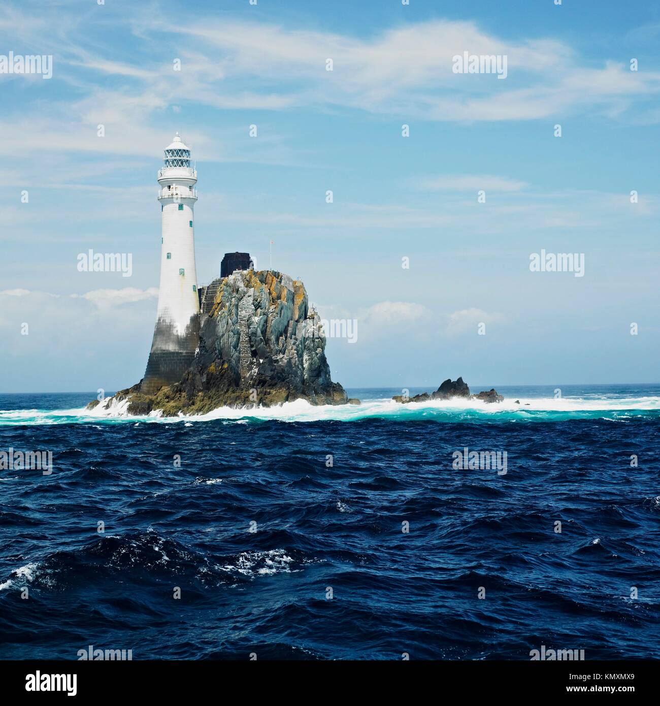 Fastnet rock lighthouse hi-res stock photography and images - Alamy