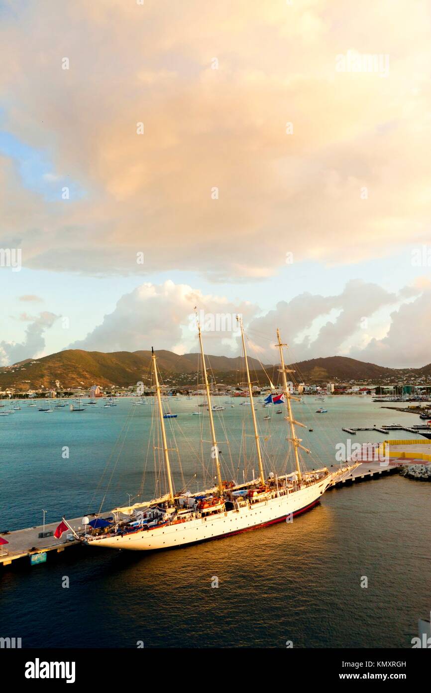 4 masted hi-res stock photography and images - Alamy