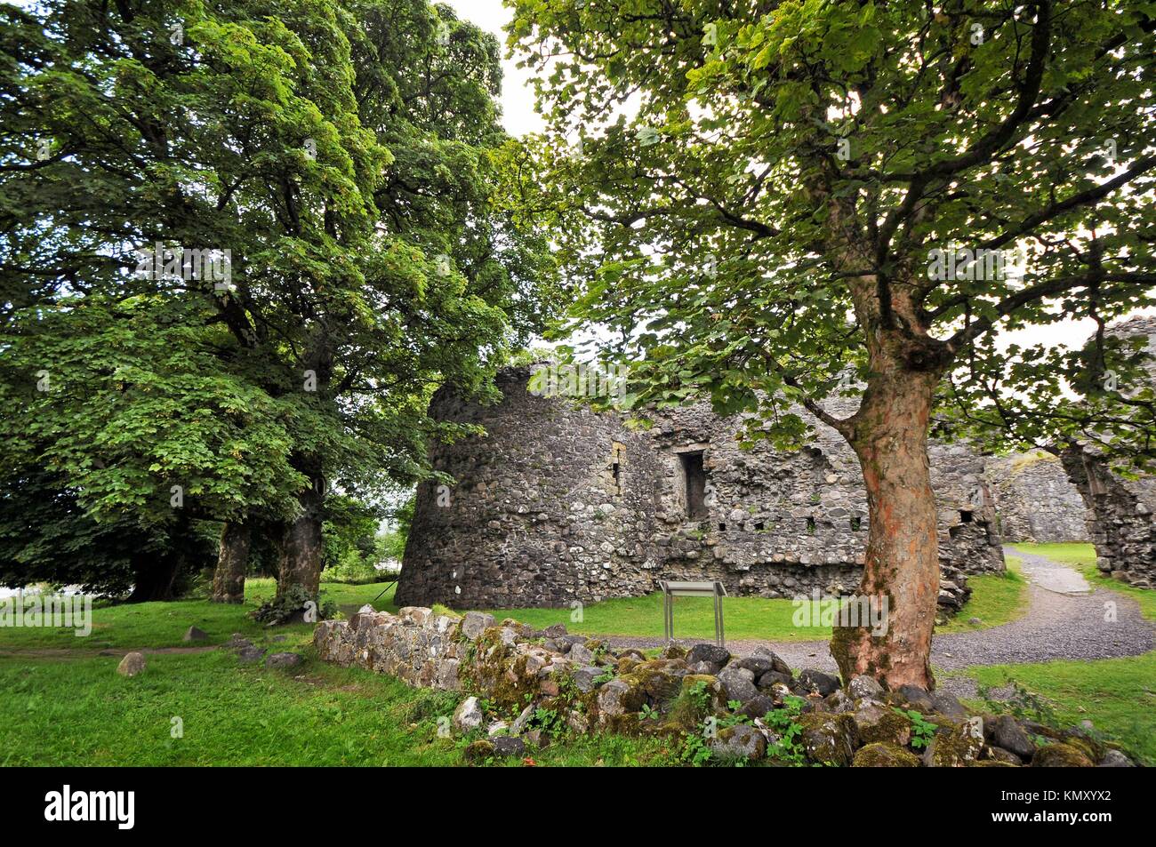 Inverlochy castle fort william hi-res stock photography and images - Alamy