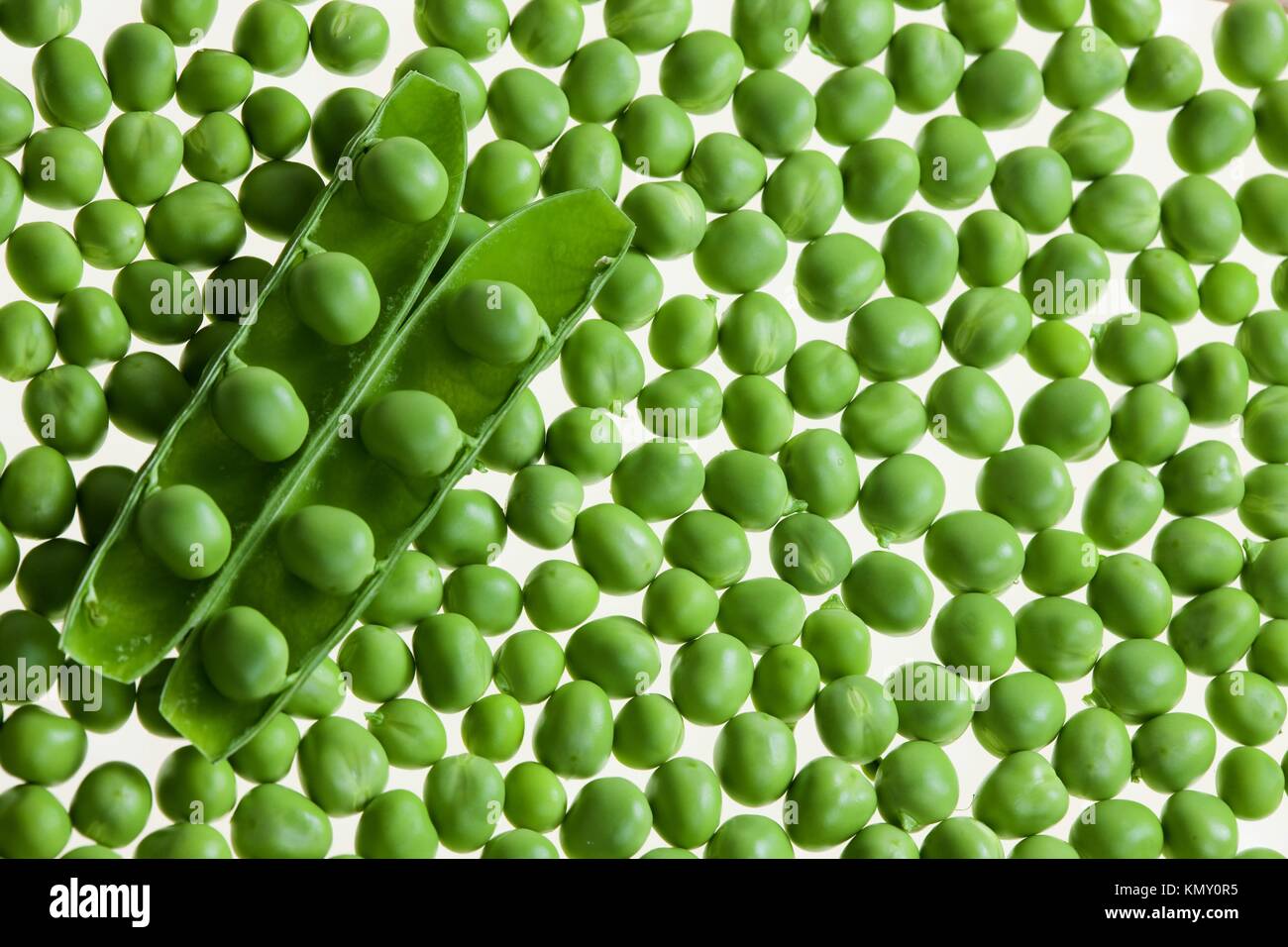 Peas legumen hi-res stock photography and images - Alamy