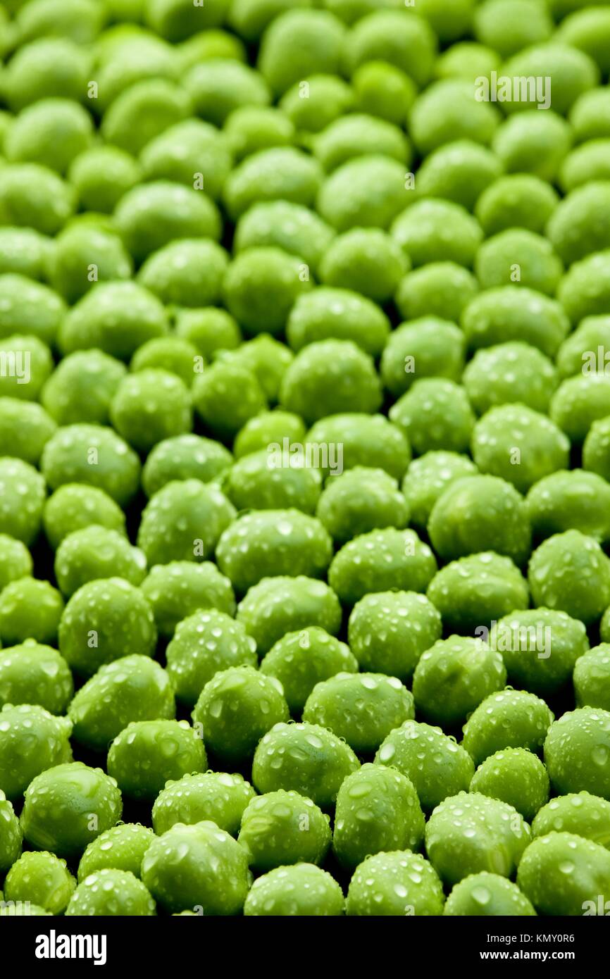 Peas legumen hi-res stock photography and images - Alamy