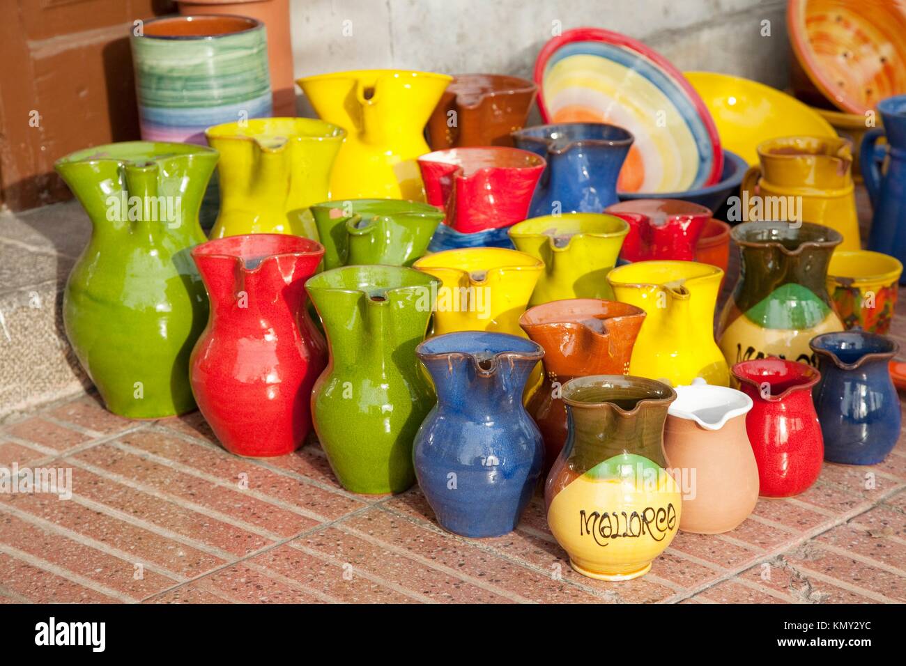 Spanish pottery jug hi-res stock photography and images - Alamy