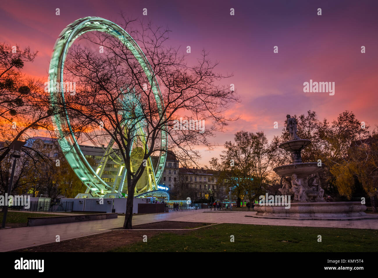 BUDAPEST, HUNGARY - DECEMBER 6, 2017: The famous Budapest Eye ferris ...