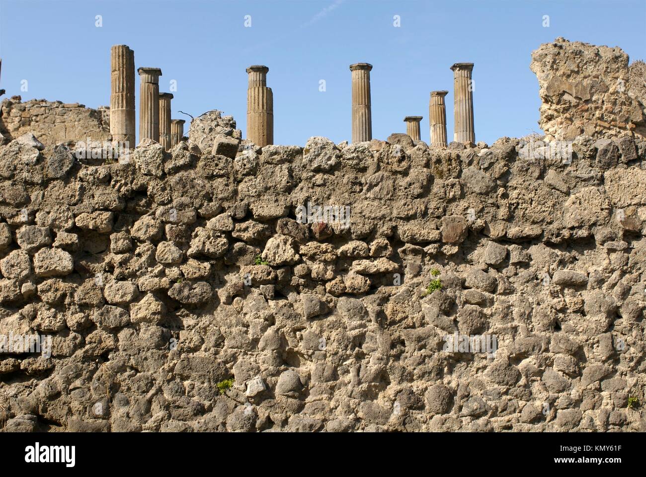 Pompeii wall hi-res stock photography and images - Alamy