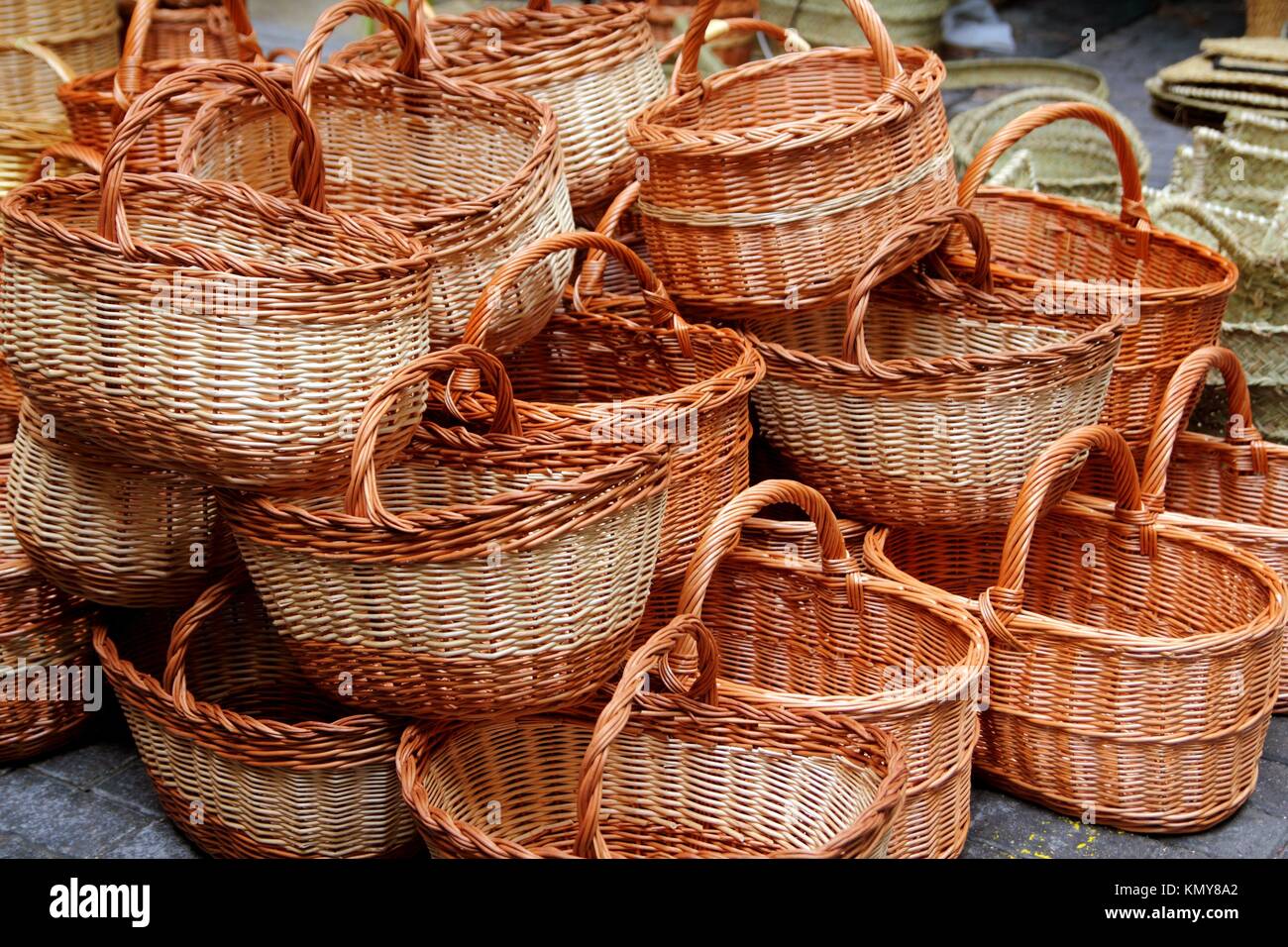 Reed basketry hi-res stock photography and images - Alamy