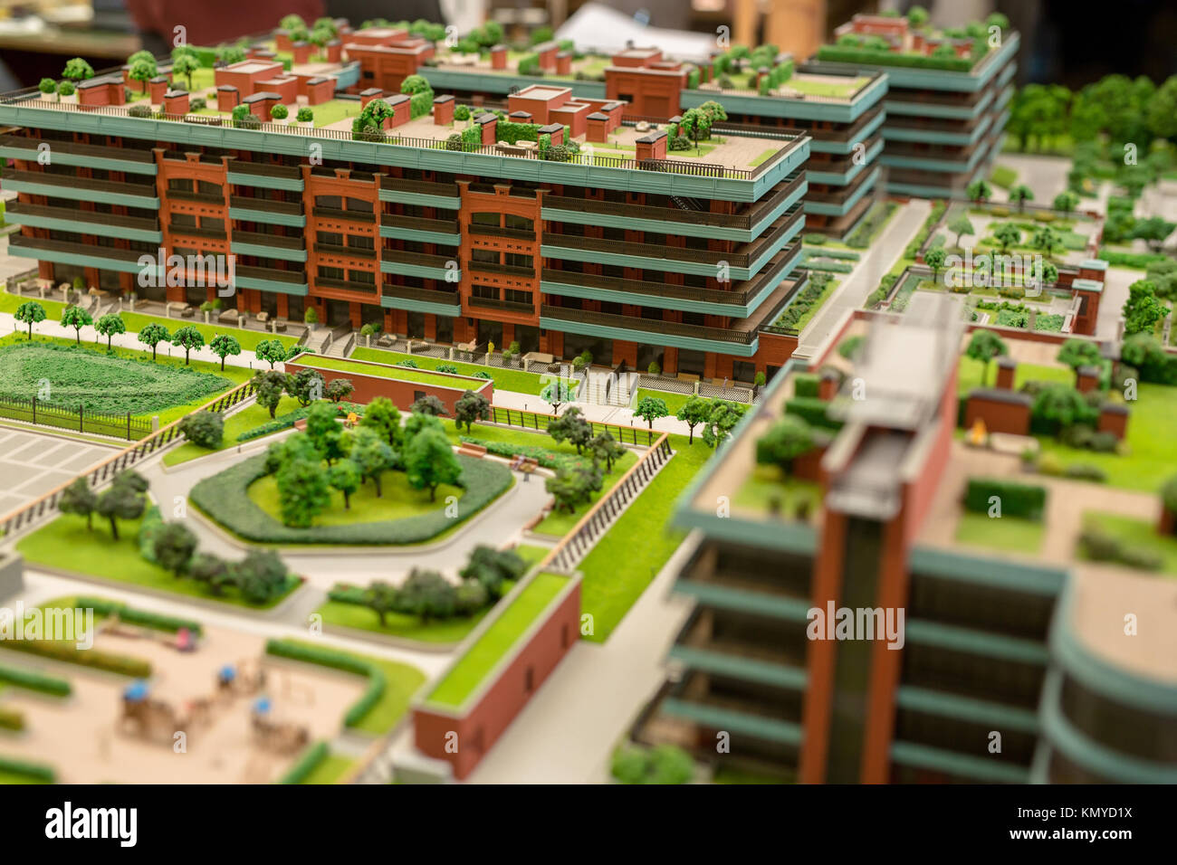 Contemporary city hi-res stock photography and images - Alamy