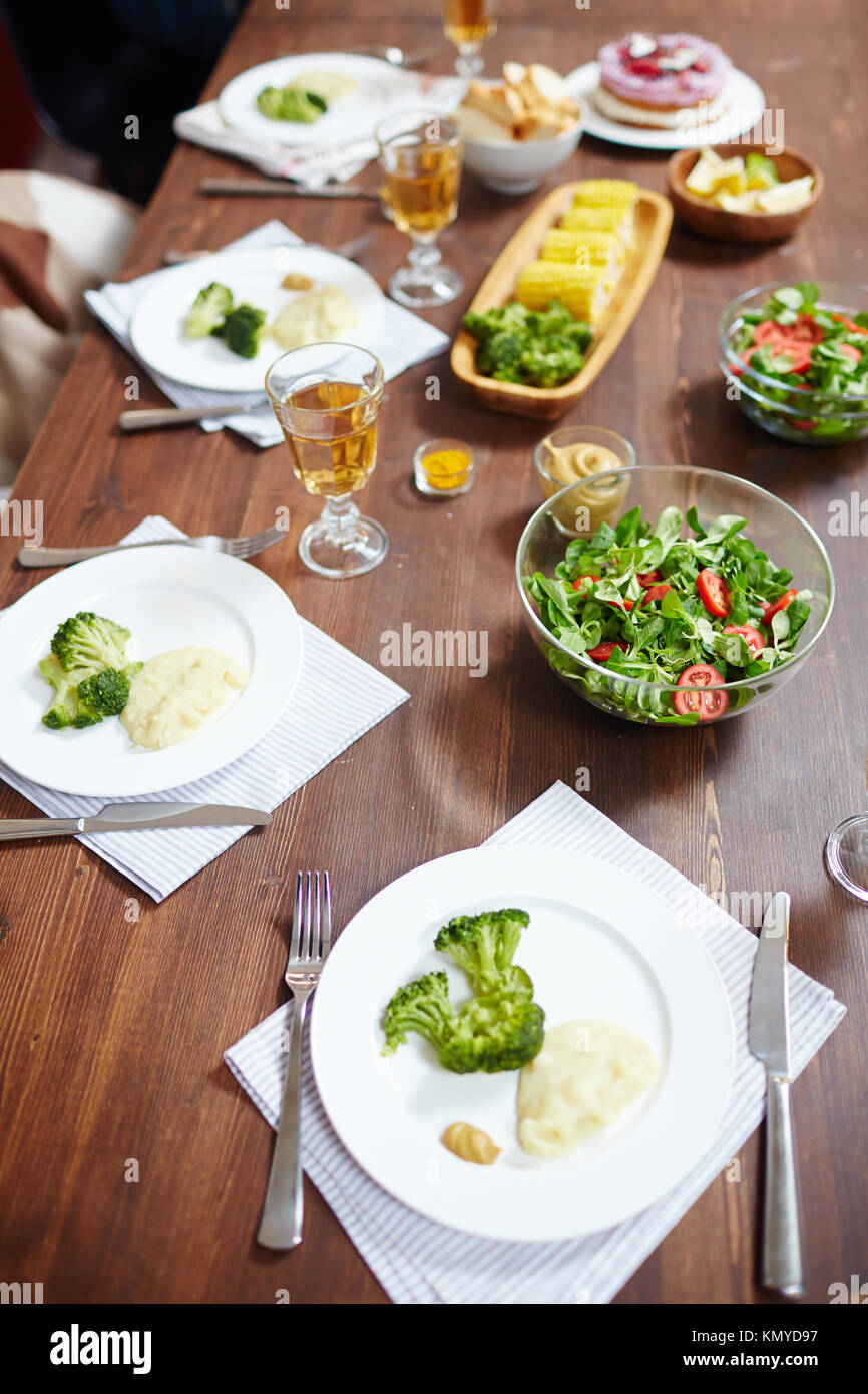 Fresh organic food Stock Photo - Alamy