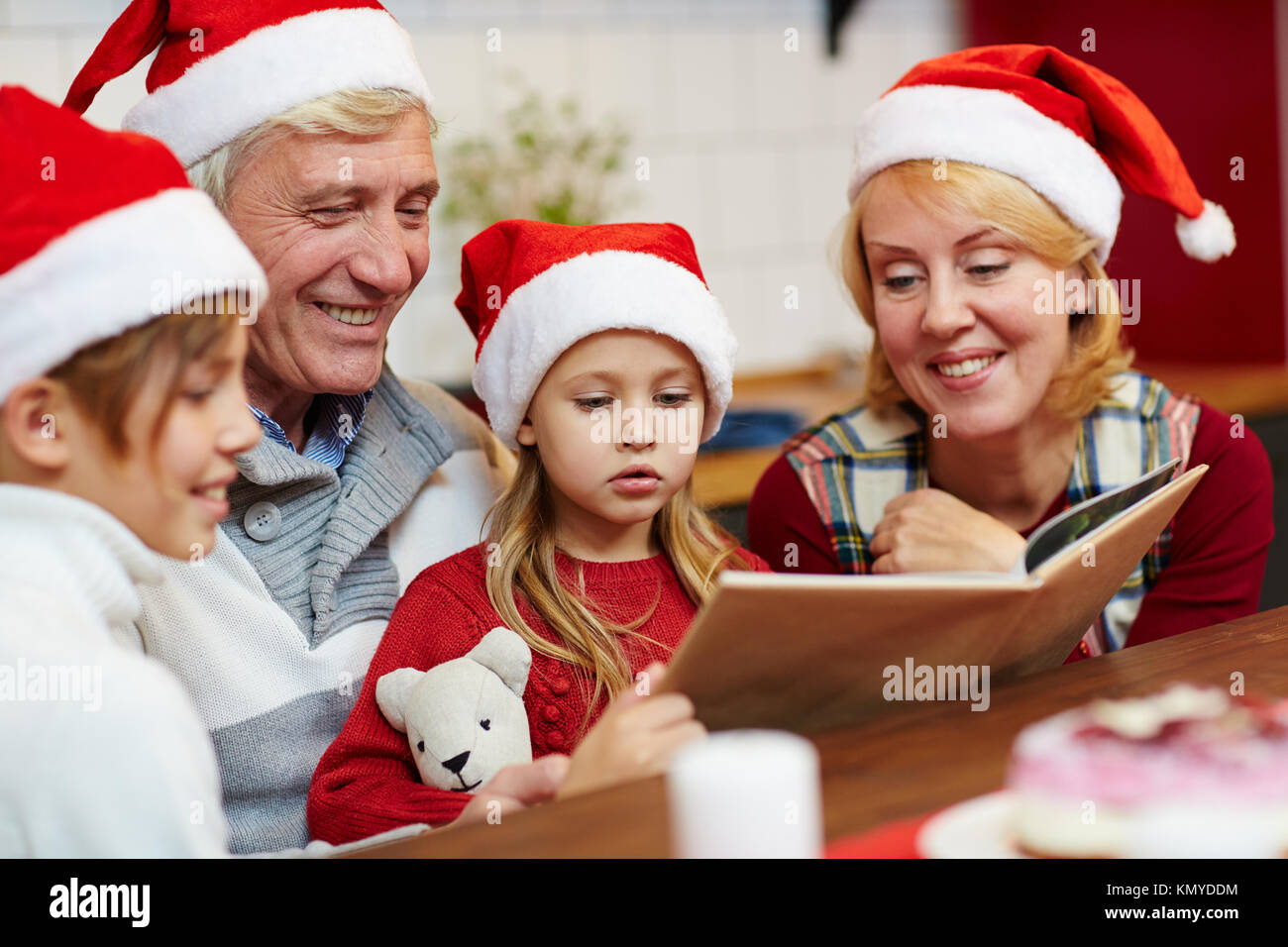 Interesting stories hi-res stock photography and images - Alamy