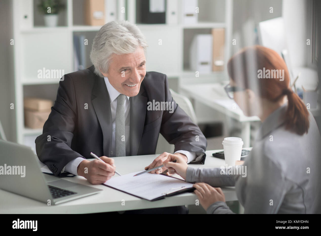 Please sign here Stock Photo - Alamy