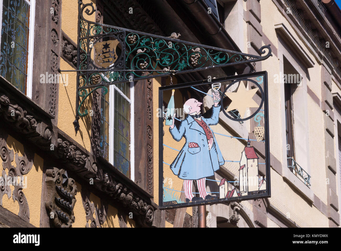 Wine shop sign hanging hi-res stock photography and images - Alamy
