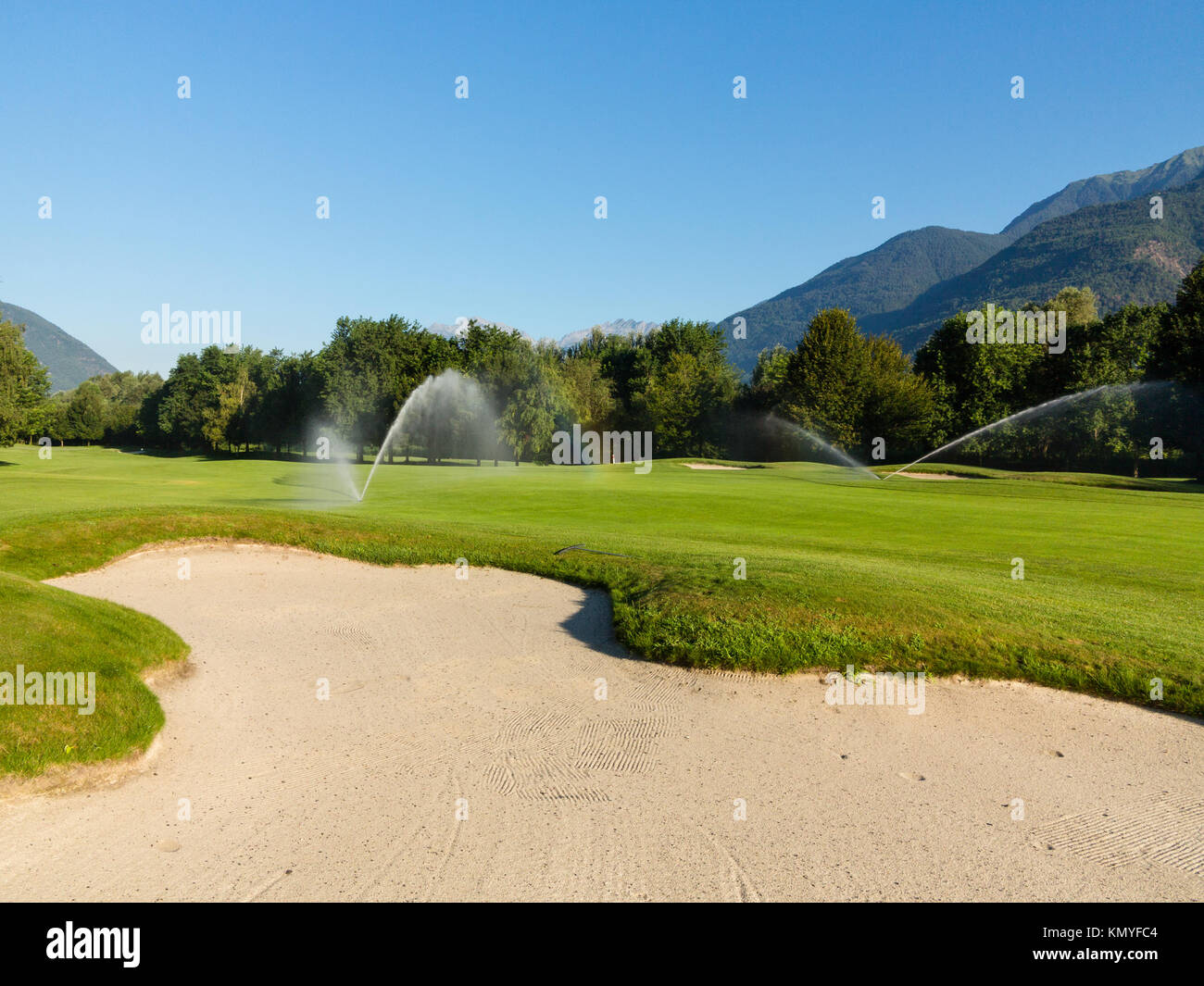 Golf course irrigation hi-res stock photography and images - Alamy