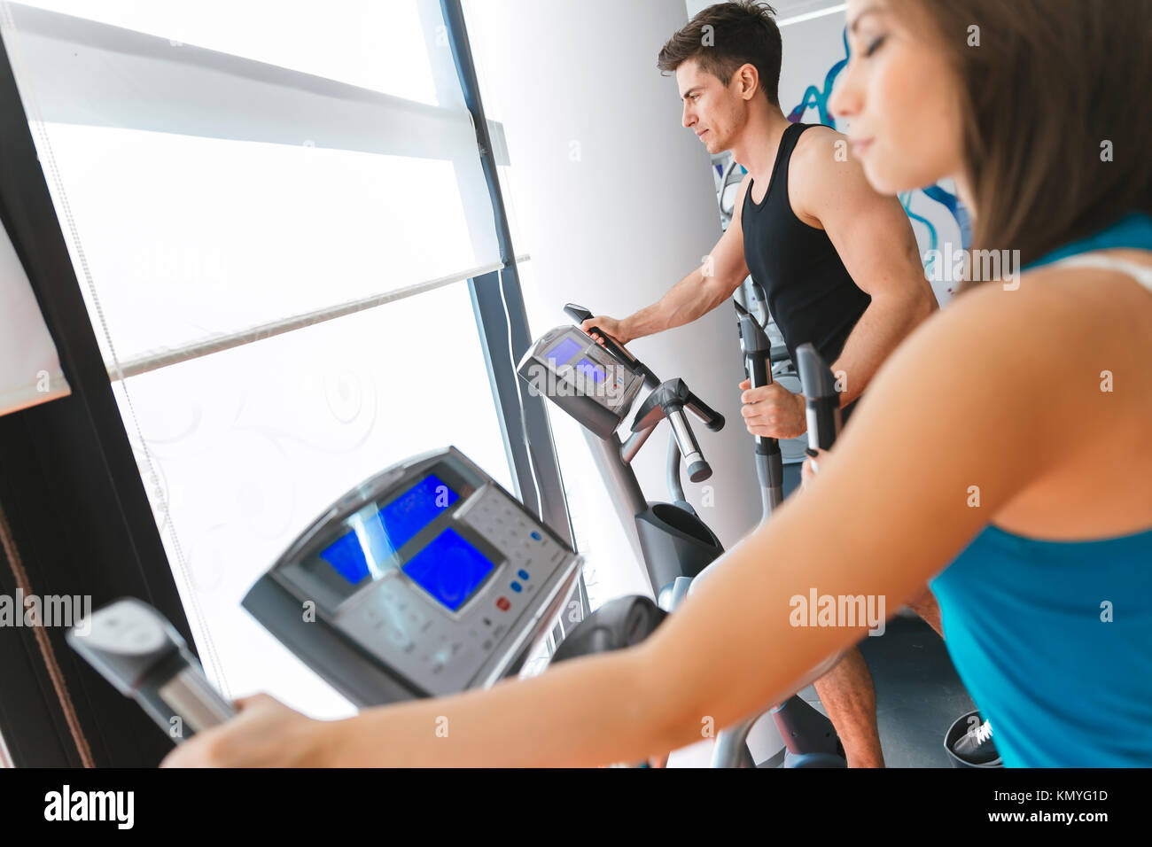 People training in gym Stock Photo - Alamy