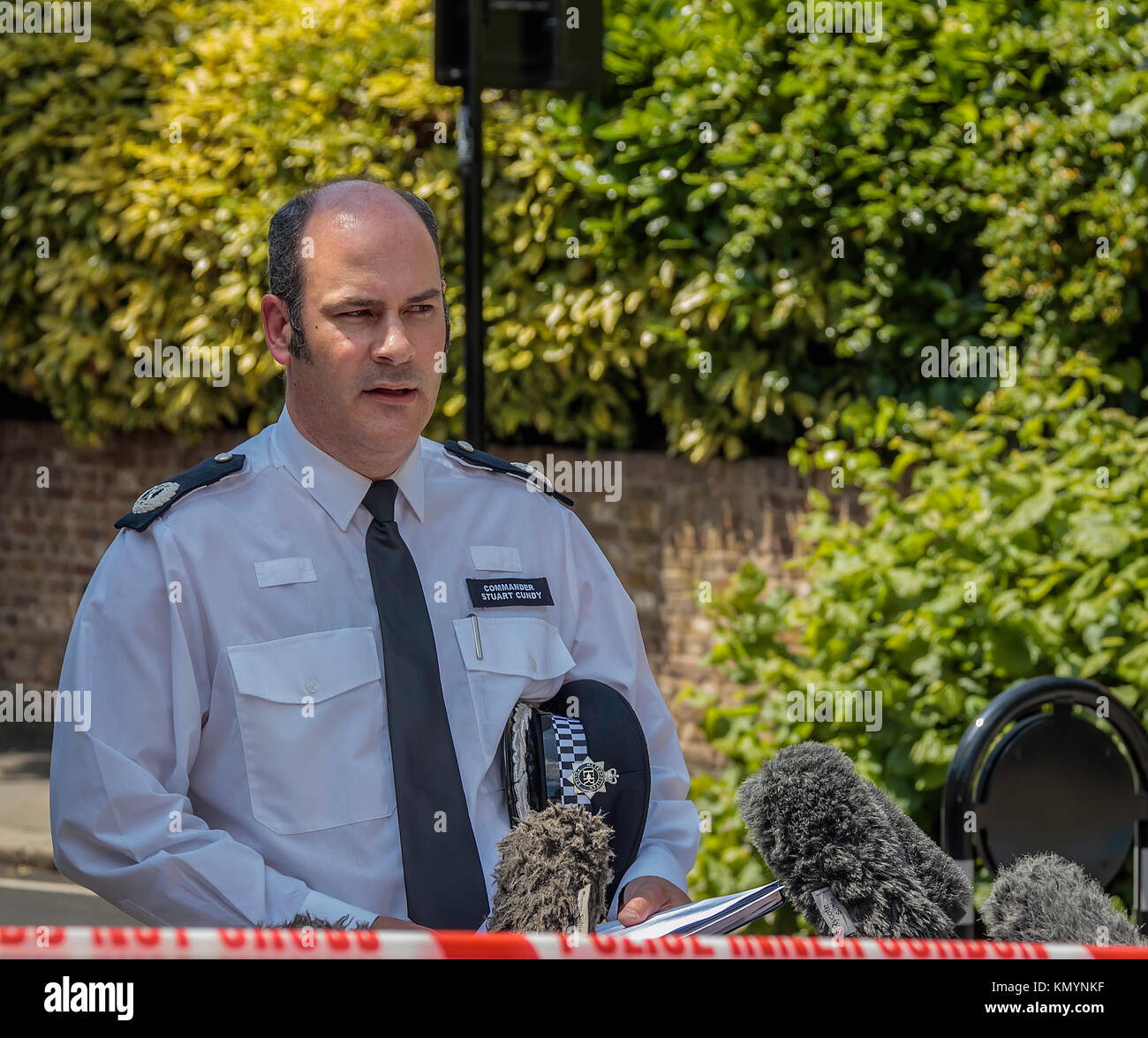 Metropolitan police commander stuart cundy hi-res stock photography and ...