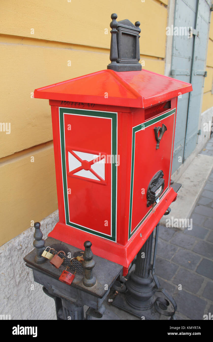 Air mail postbox hi-res stock photography and images - Alamy