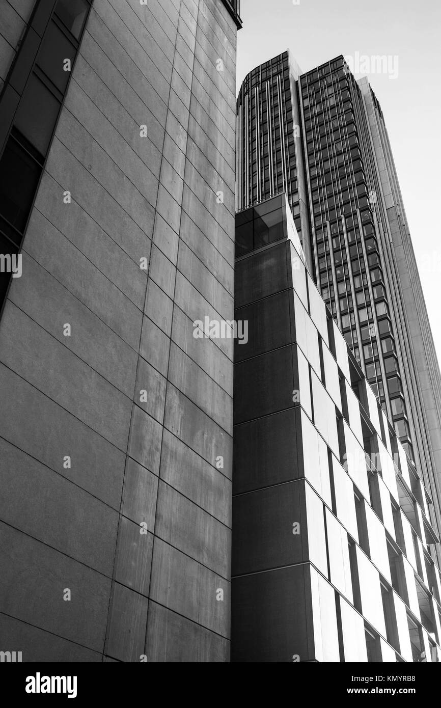 Modern Tower Blocks Stock Photos & Modern Tower Blocks Stock Images - Alamy