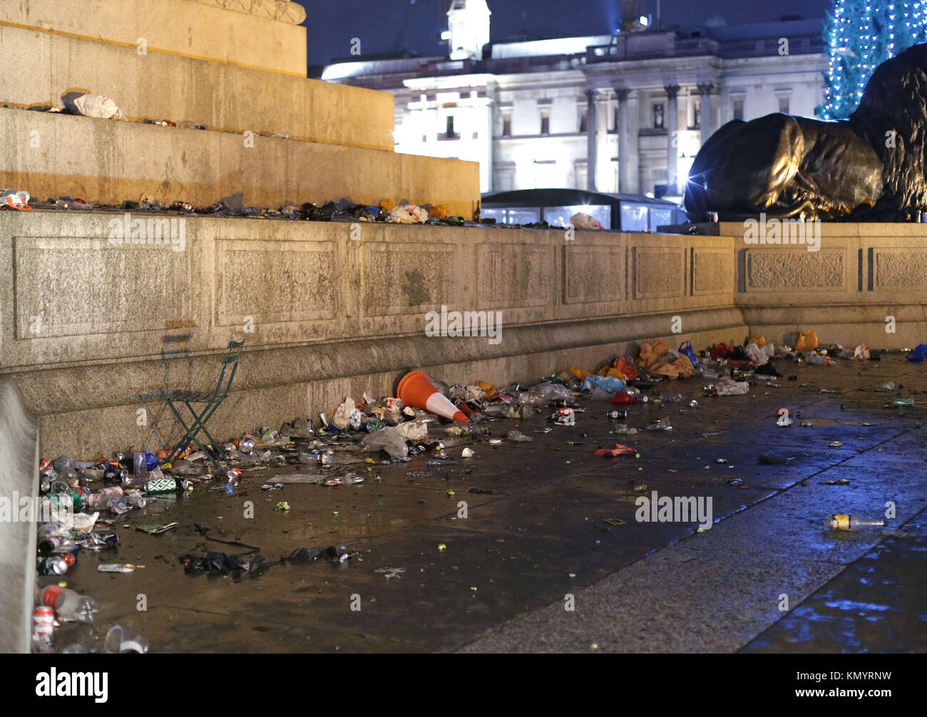 The litter left behind after people People took part in Santacon London ...