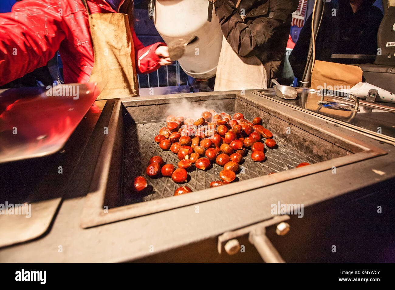 Hot chestnut hi-res stock photography and images - Alamy