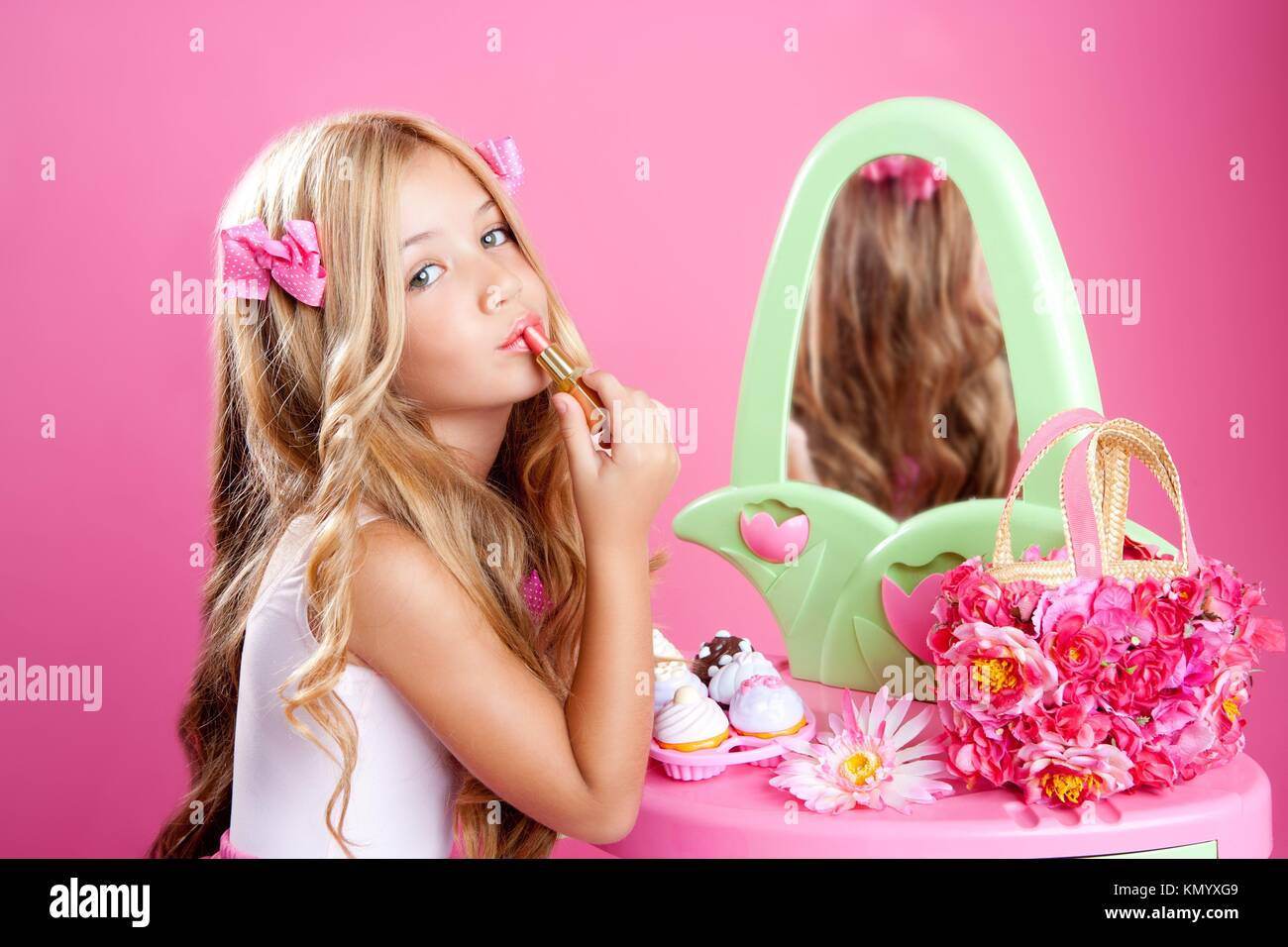 Child lipstick vintage hi-res stock photography and images - Alamy