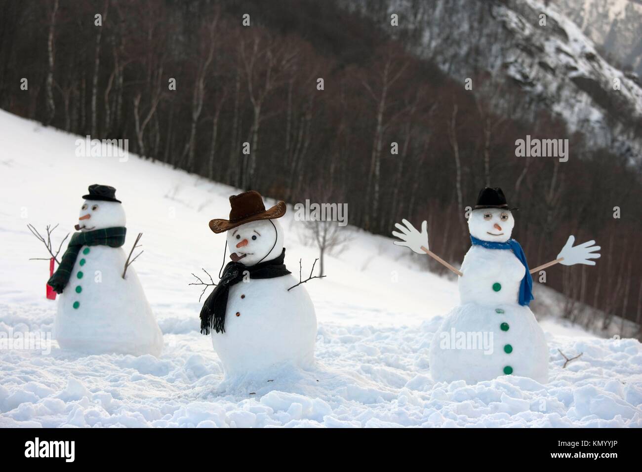 happy snow man Stock Photo - Alamy