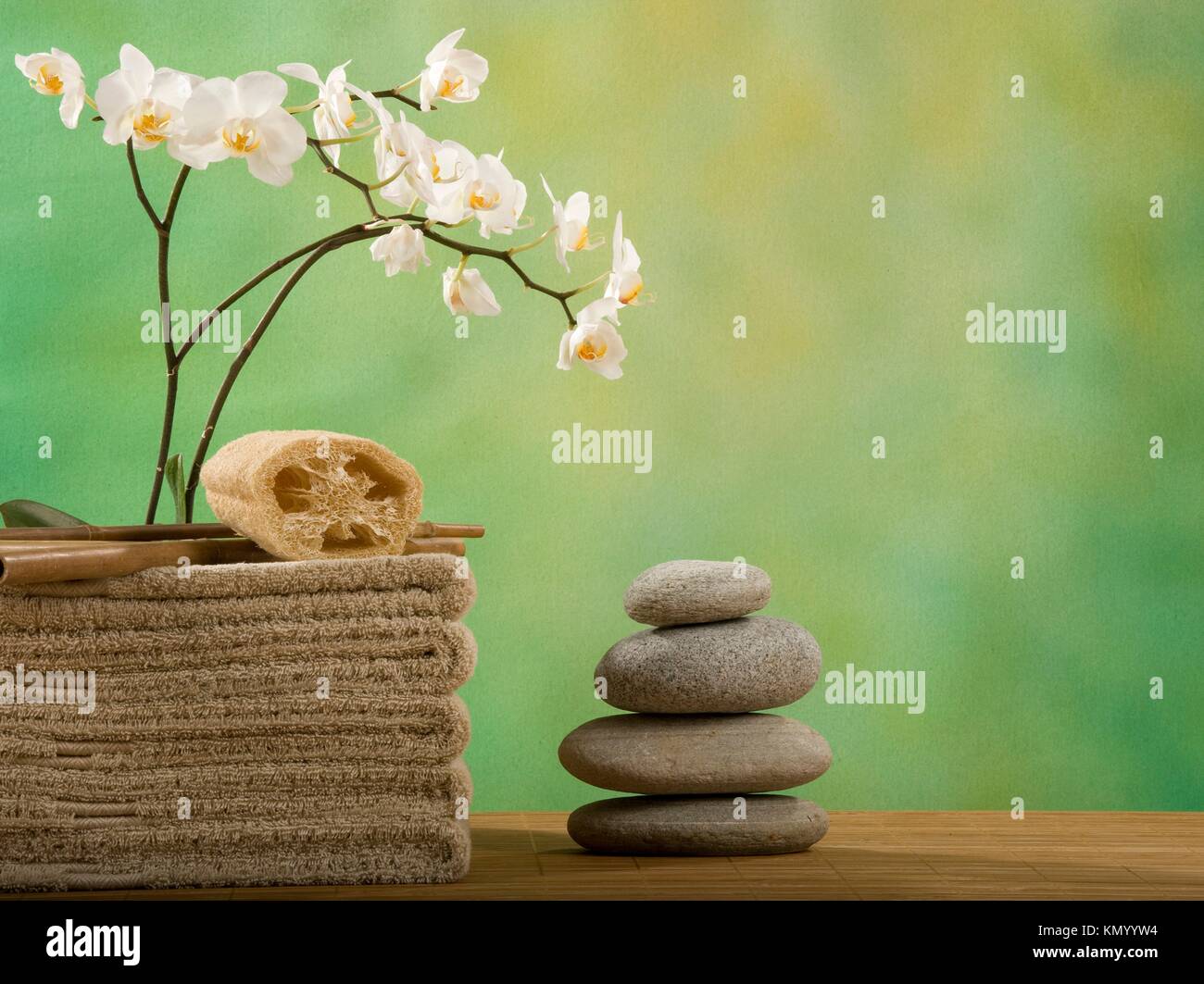 White stacked stone hi-res stock photography and images - Alamy