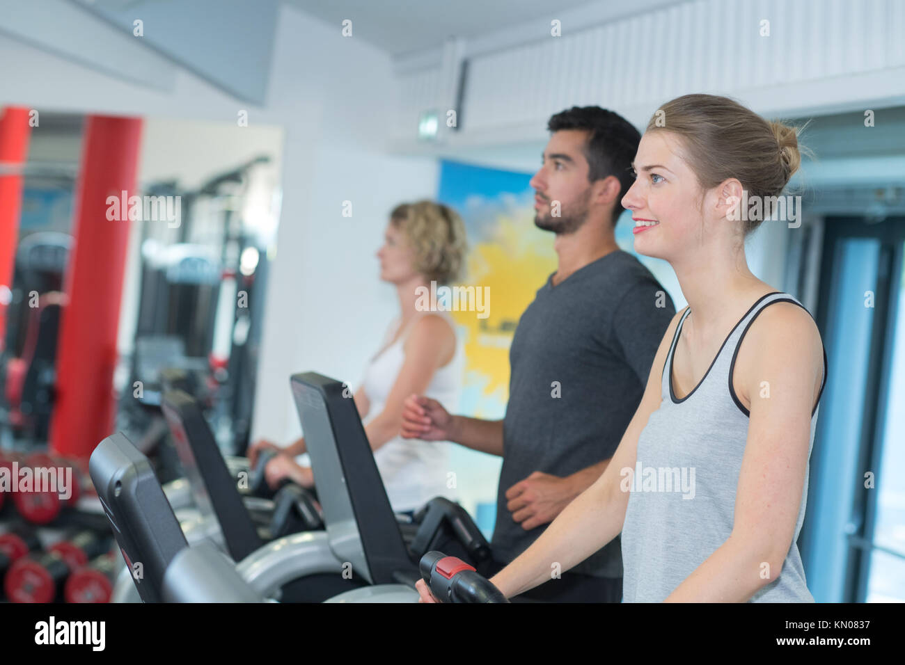 Running machines row hi-res stock photography and images - Alamy