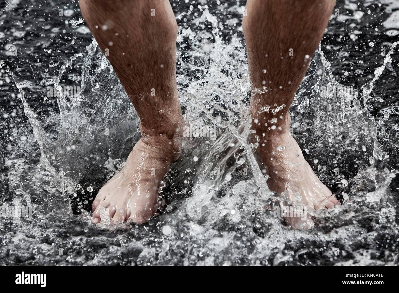 Feet shower hi-res stock photography and images - Alamy