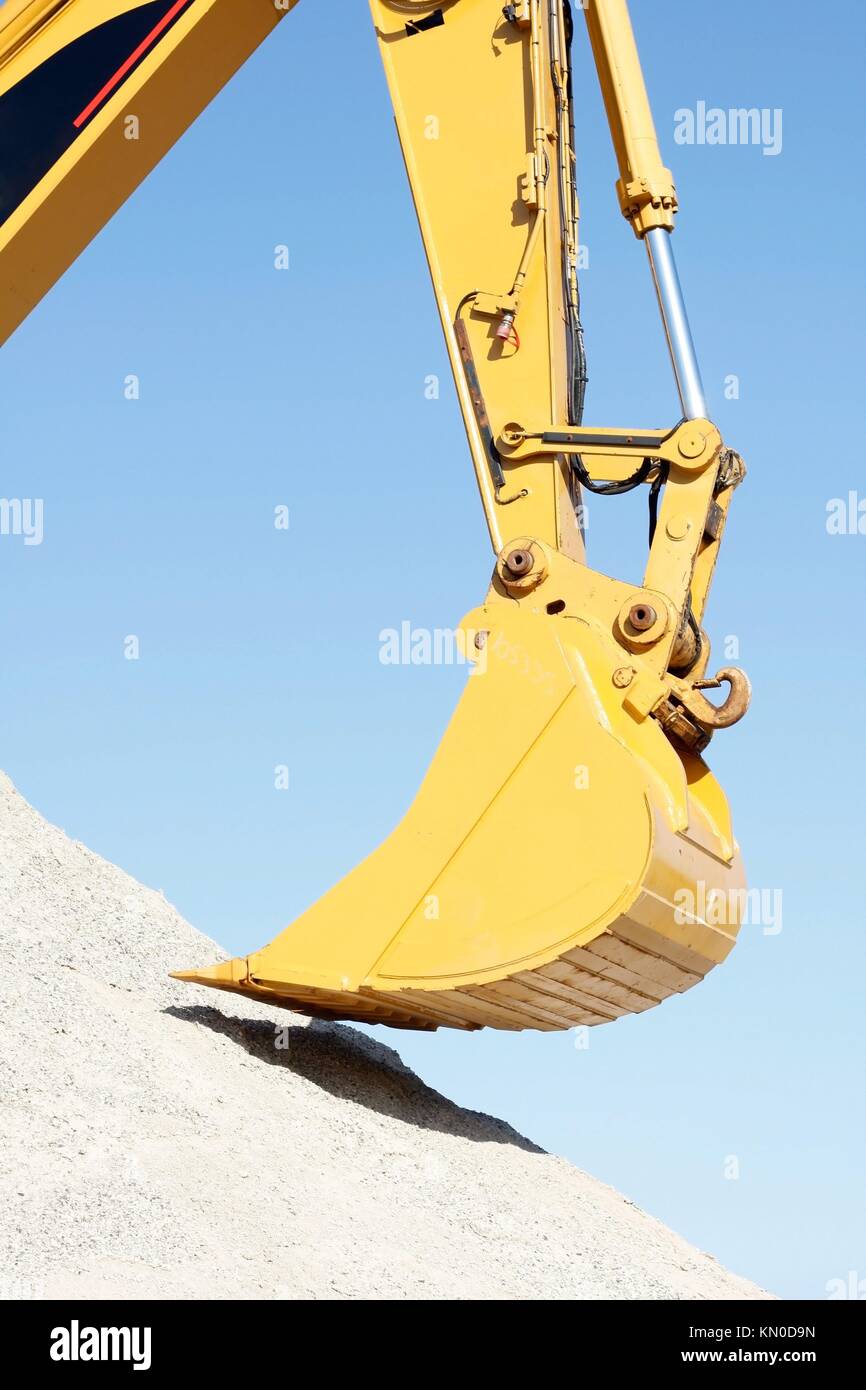 Dig in structure hi-res stock photography and images - Alamy