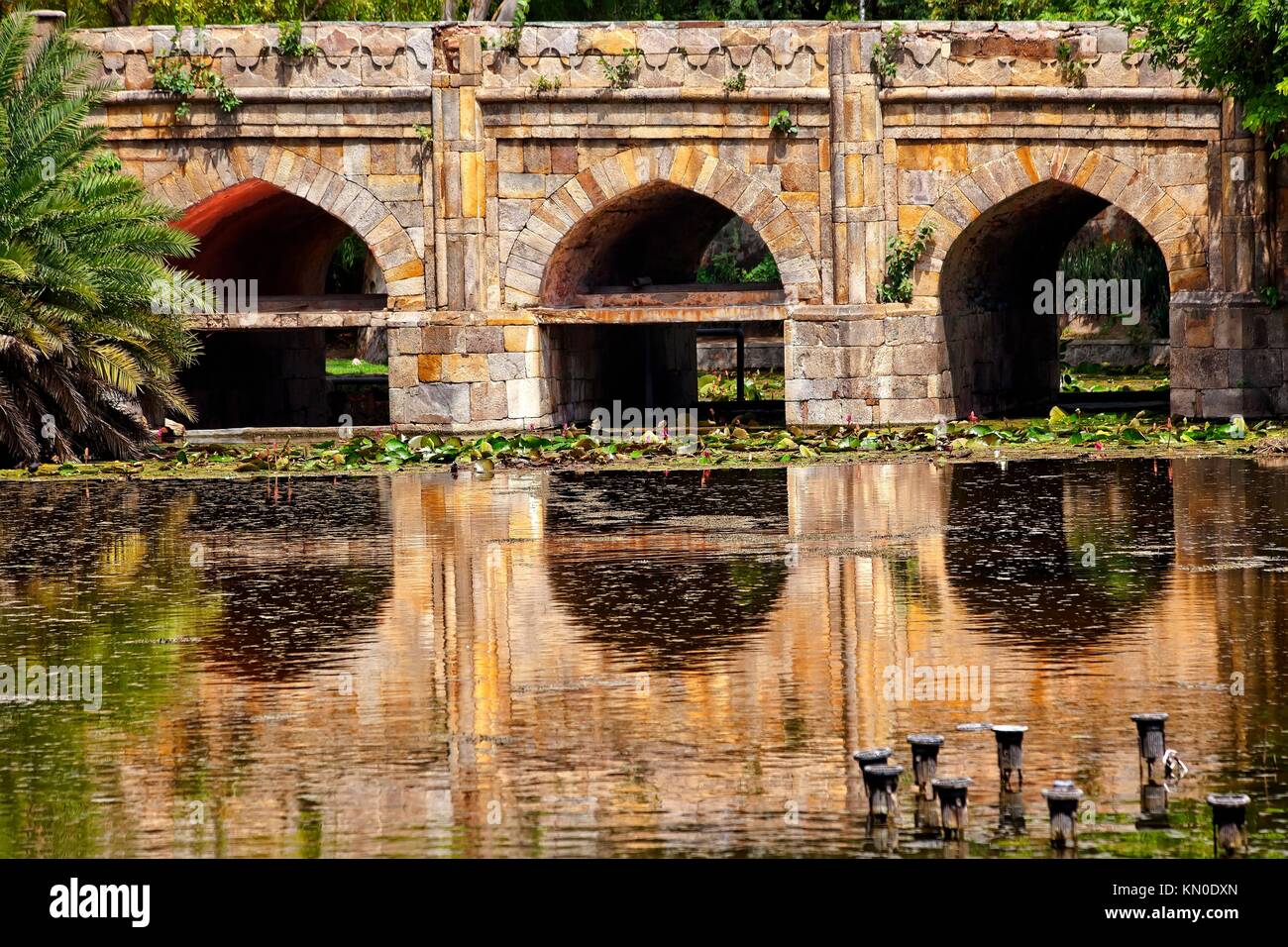 Athpula eight piers lodi gardens new delhi hi-res stock photography and ...