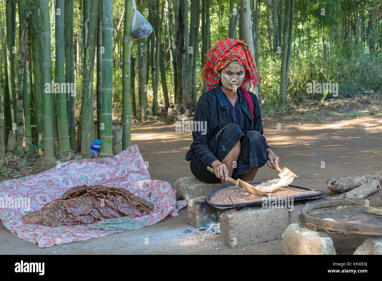 Rural life in asia hi-res stock photography and images - Alamy