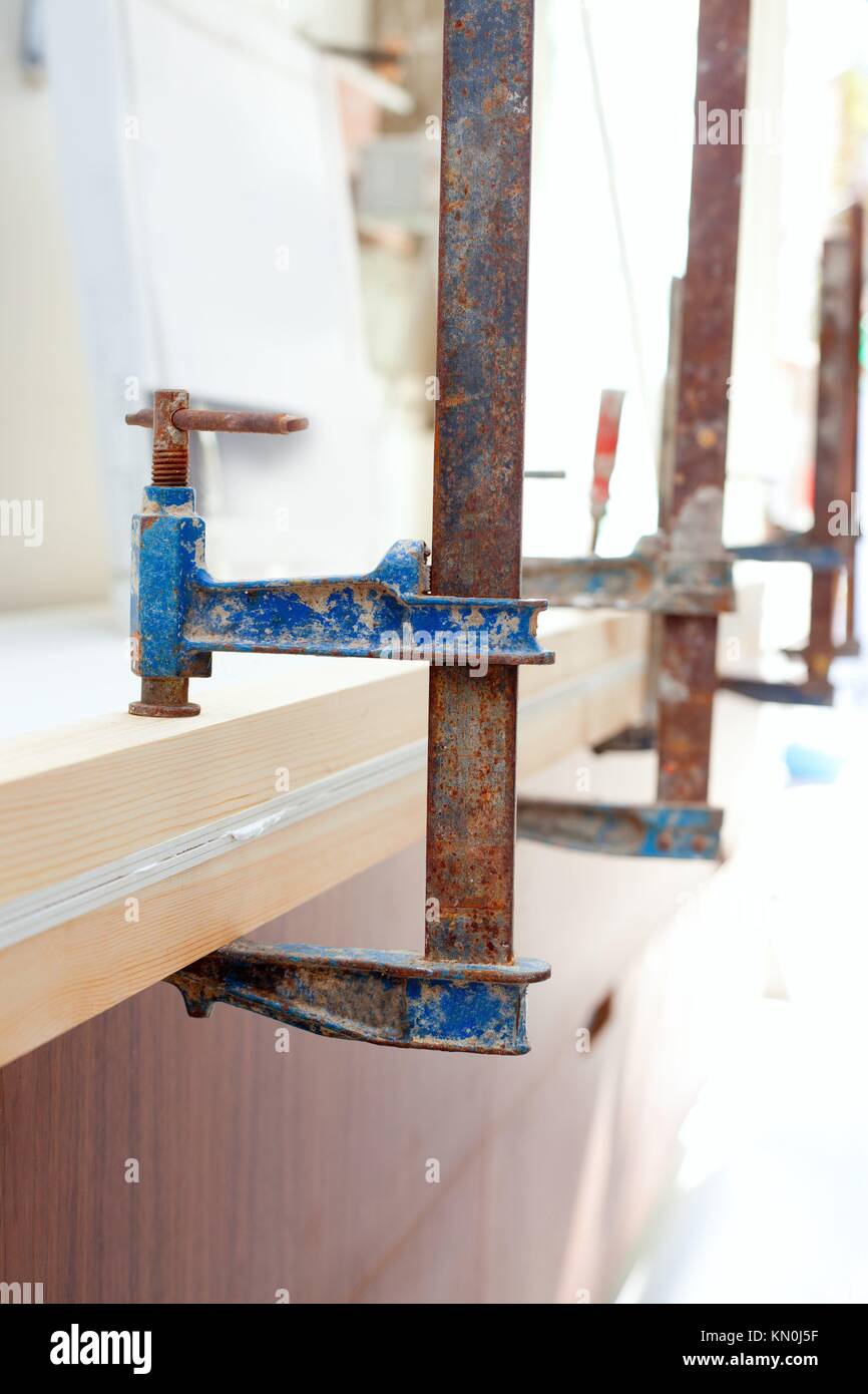 Screw wooden slat hi-res stock photography and images - Alamy