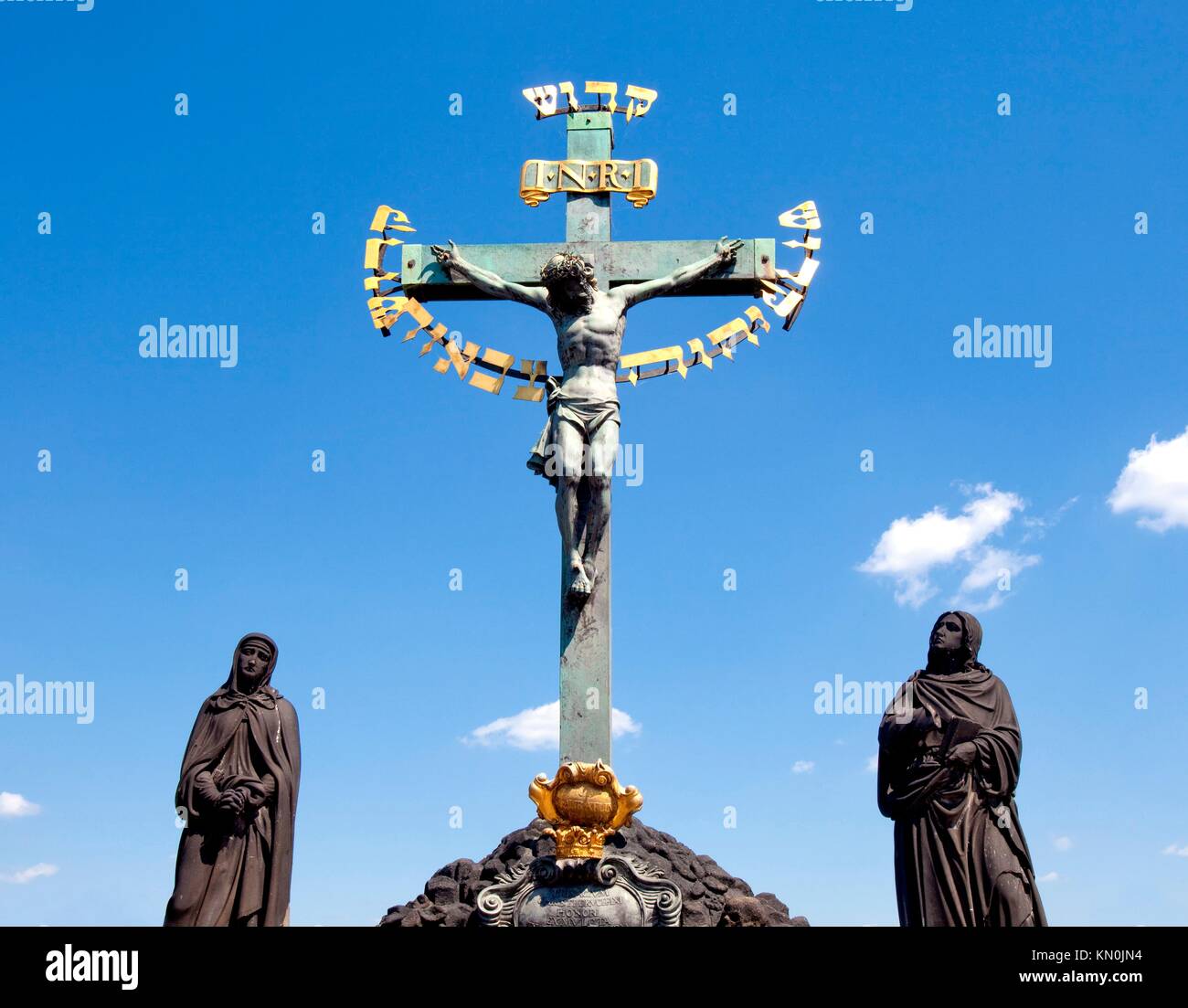 Jesus christ on cross hi-res stock photography and images - Alamy