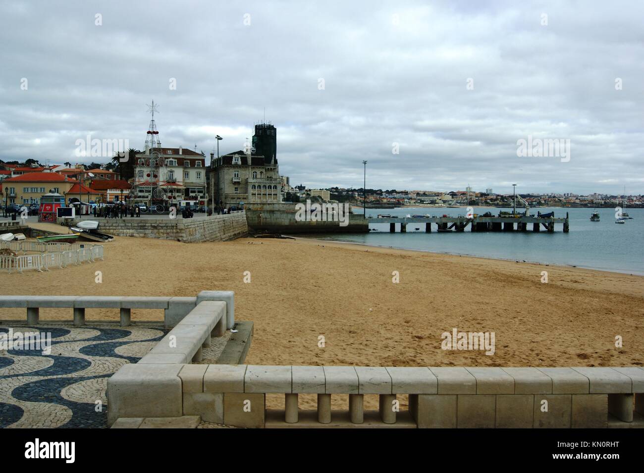 Cascais pier hi-res stock photography and images - Alamy