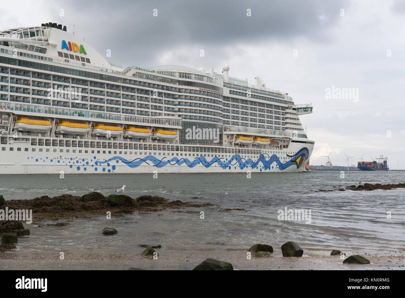 The Aida Cruises' Aida Prima departs Rotterdam Stock Photo - Alamy