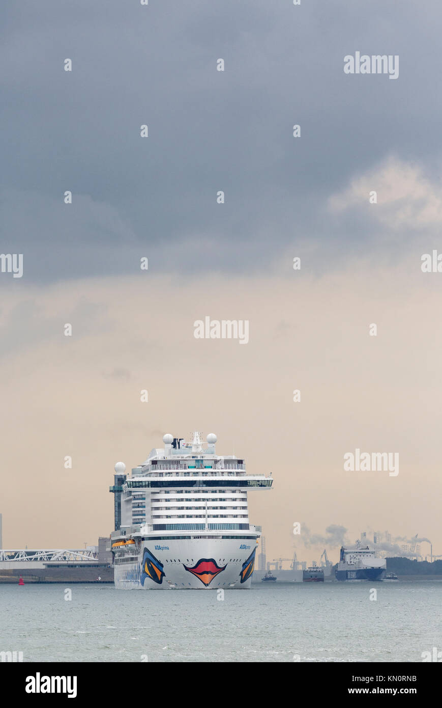 Aida prima hi-res stock photography and images - Alamy