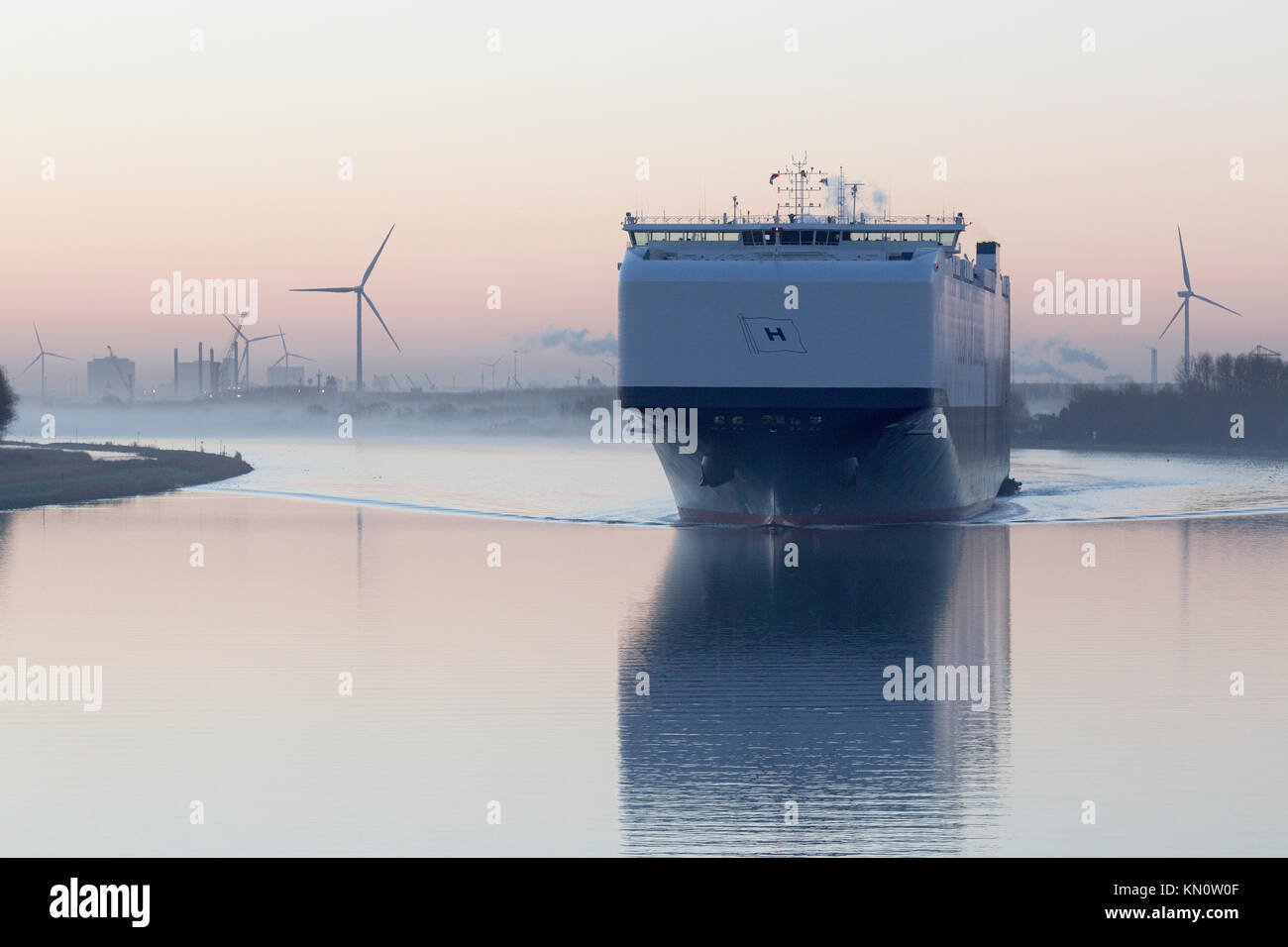 A Höegh Autoliners vessel departs Amsterdam Stock Photo - Alamy