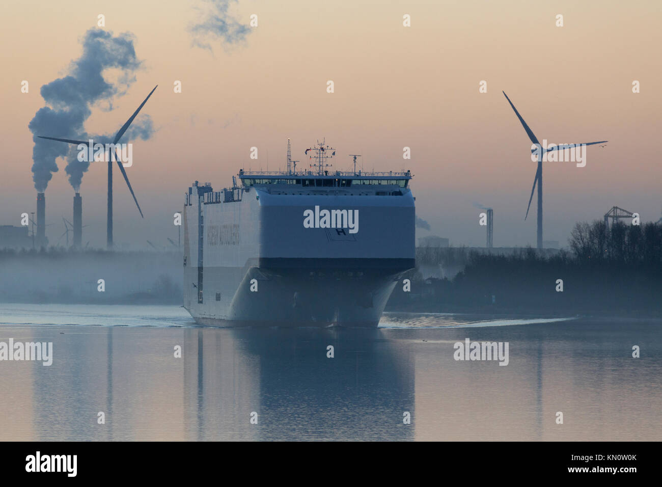 Hoegh autoliners hi-res stock photography and images - Alamy