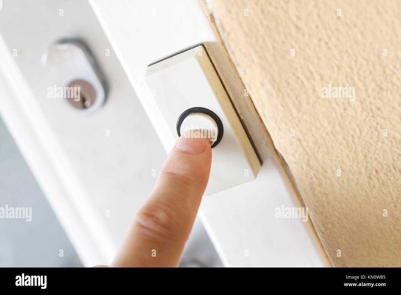 Doorbell hi-res stock photography and images - Alamy