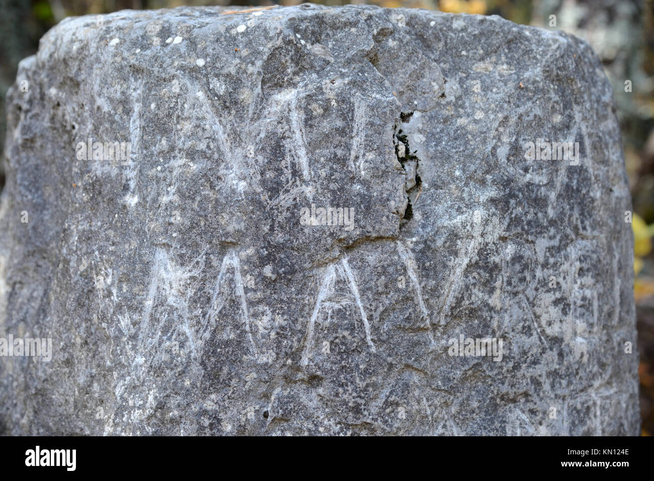 Roman milestone hi-res stock photography and images - Alamy