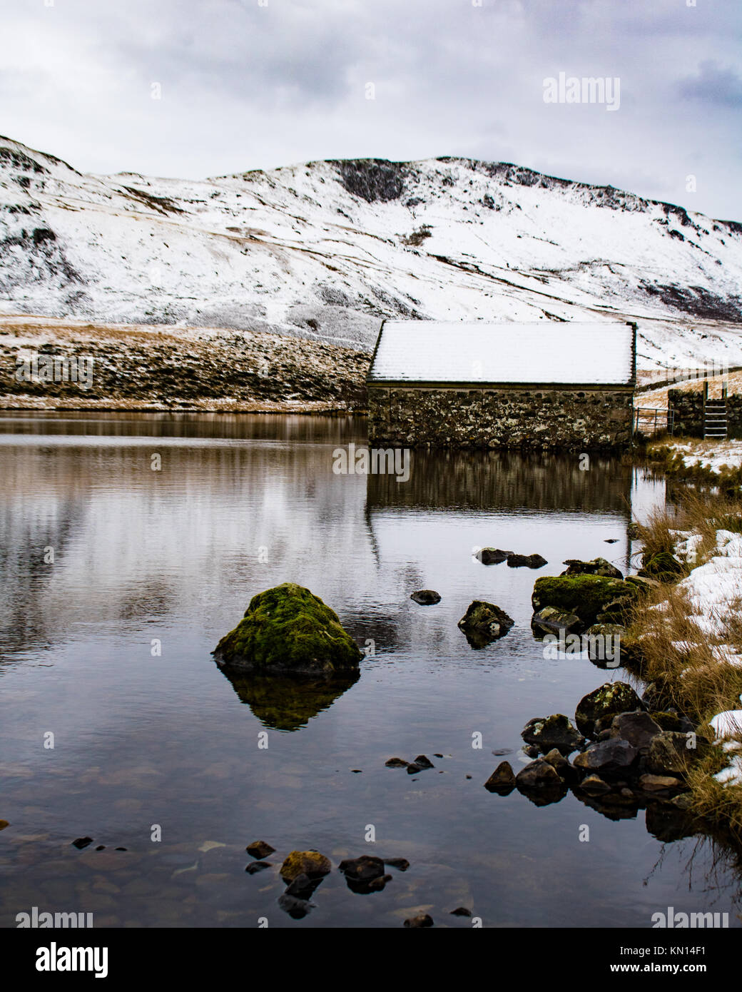 Cregennan Lakes in the snow, December 2017 Stock Photo - Alamy