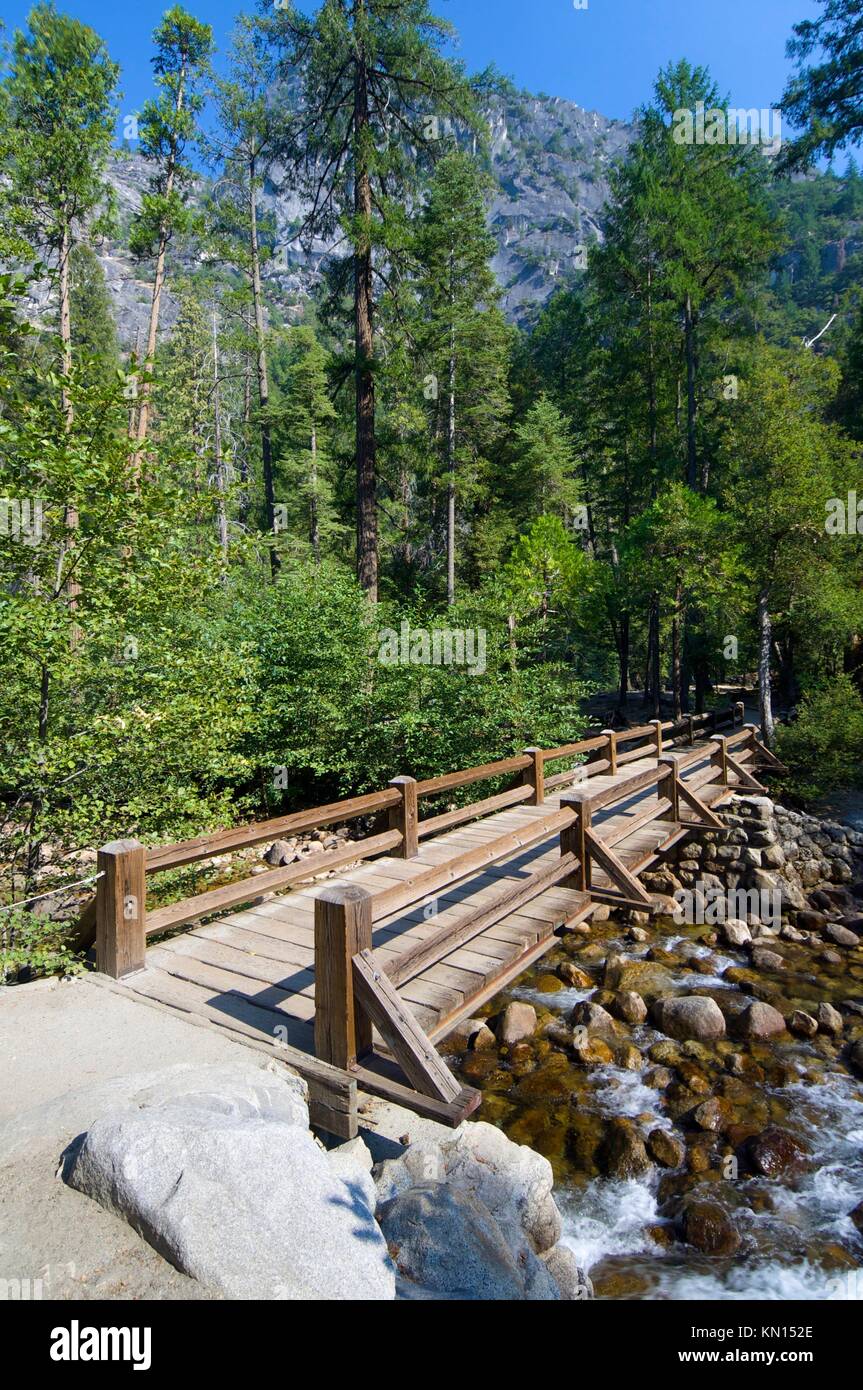 wood bridge in Yosemite National Park, California, Usa Stock Photo - Alamy