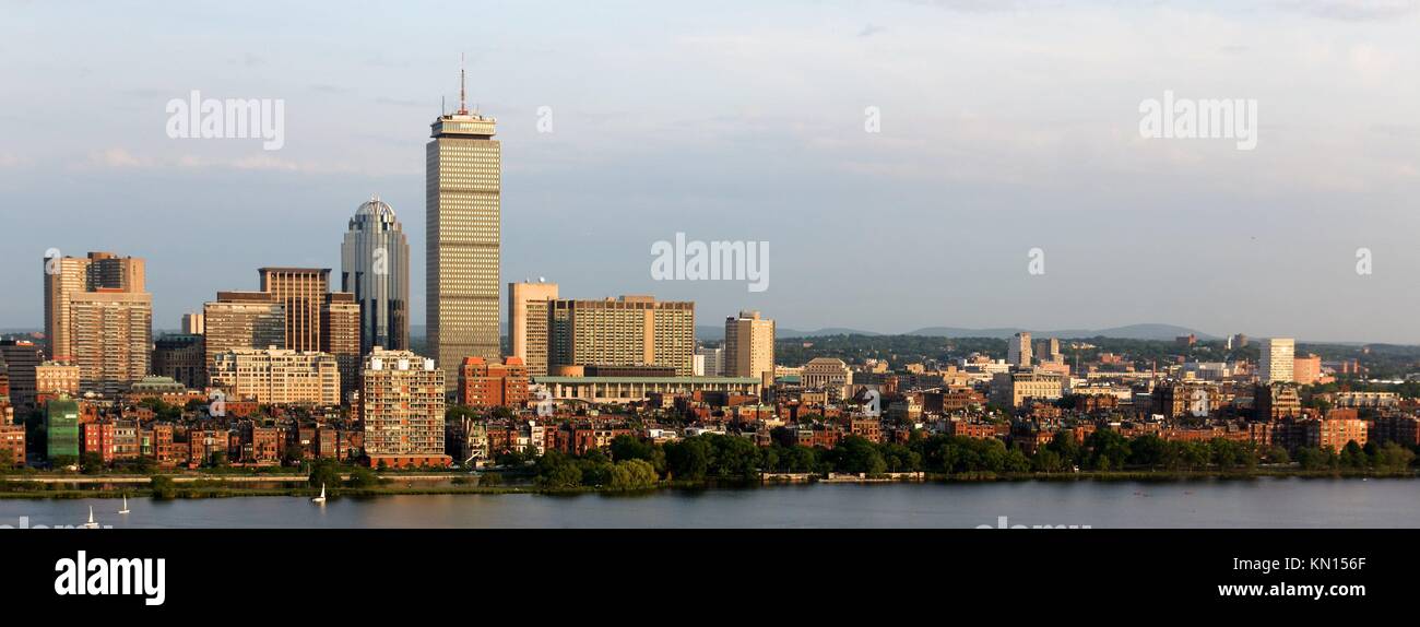 Riverfront skyline boston charles river hi-res stock photography and ...