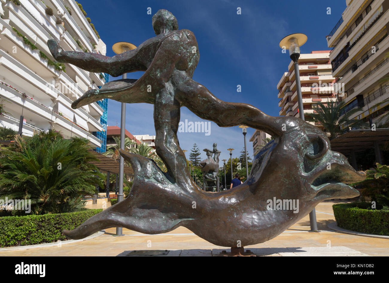 Hombre Sobre Delfín (Man above dolphin): One of Salvador Dali's ...