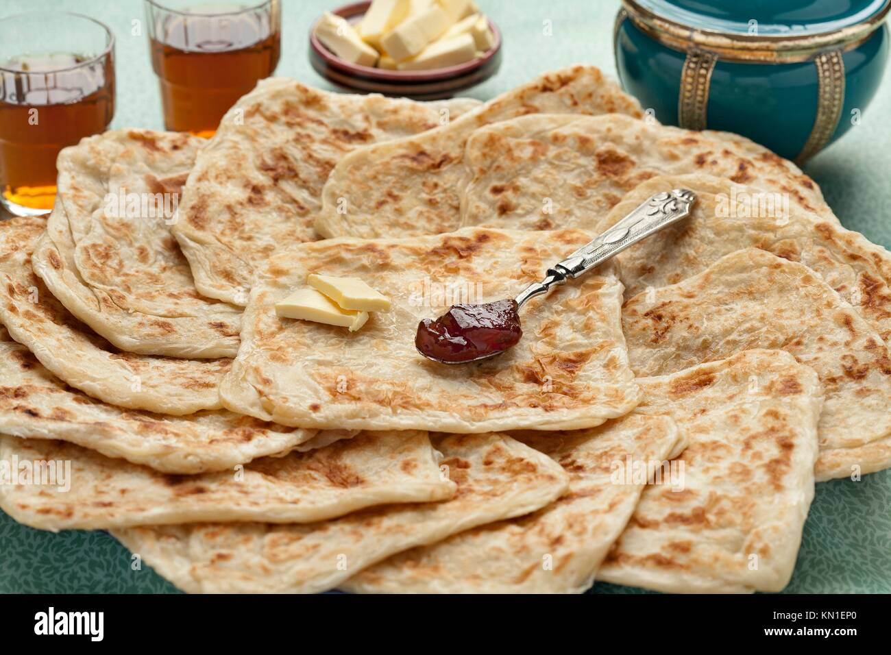 Msemen pancakes hi-res stock photography and images - Alamy